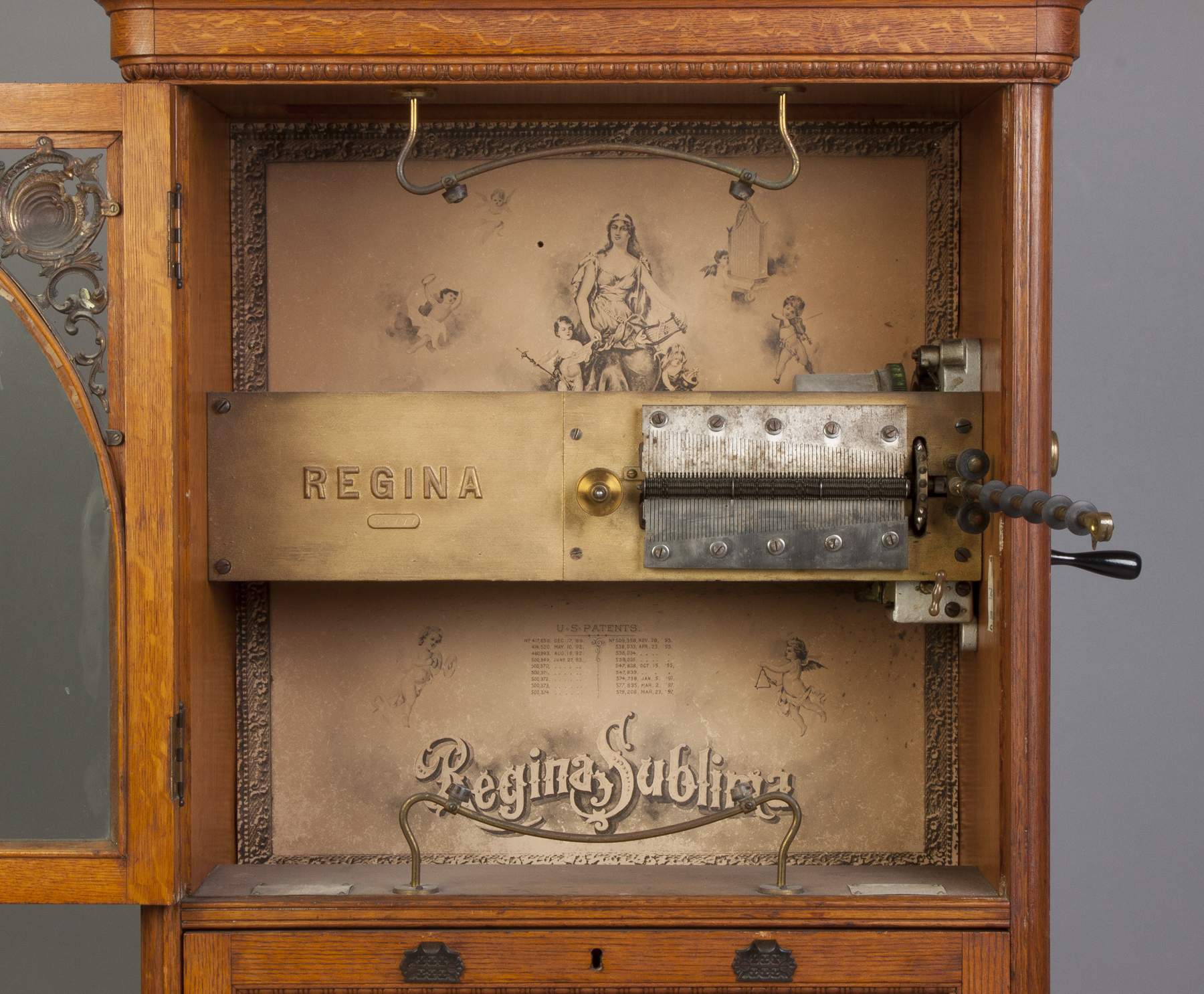 Regina Single Play Upright Music Box | Cottone Auctions