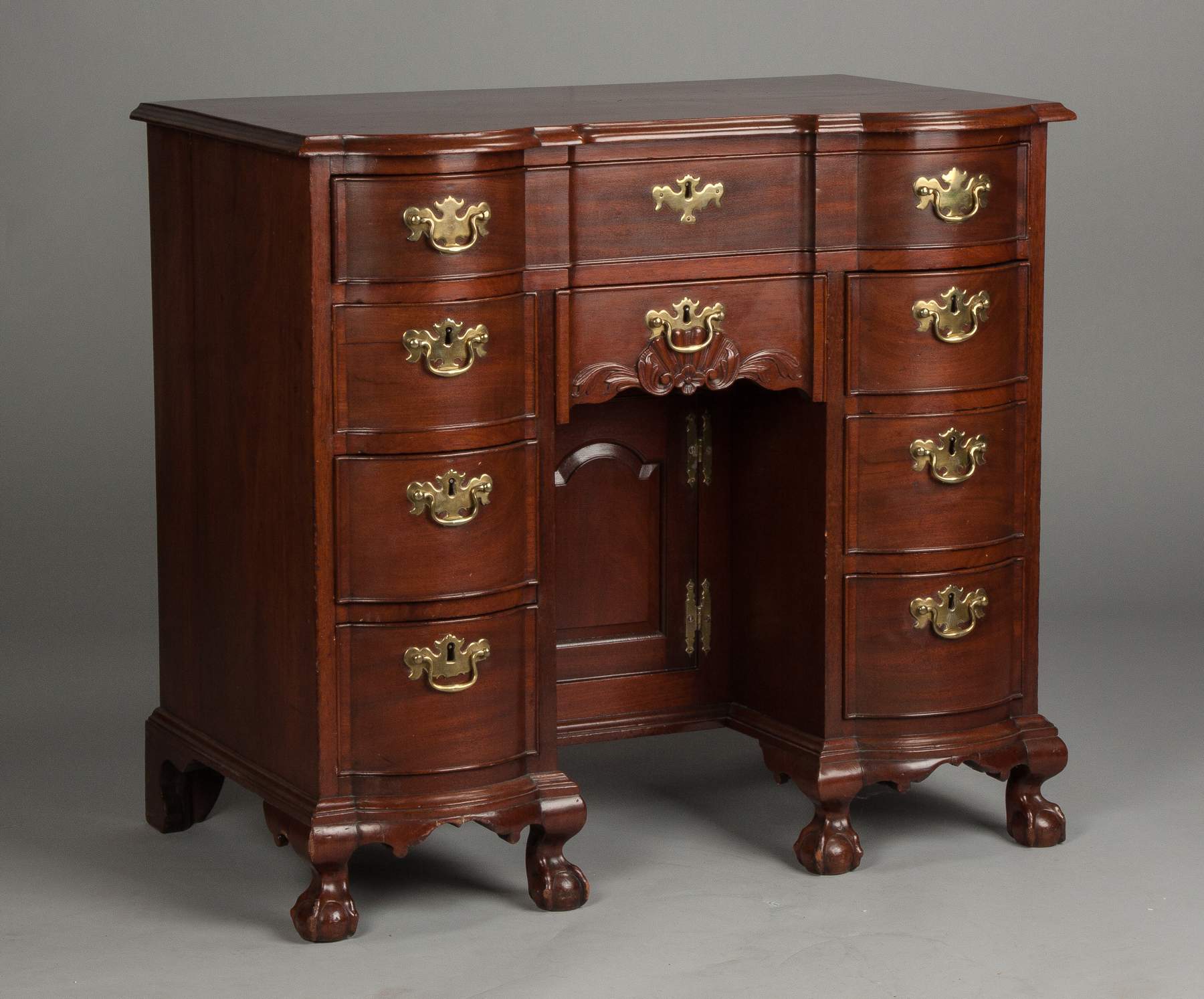 New England Diminutive Chippendale Block Front Knee Hole Desk | Cottone ...