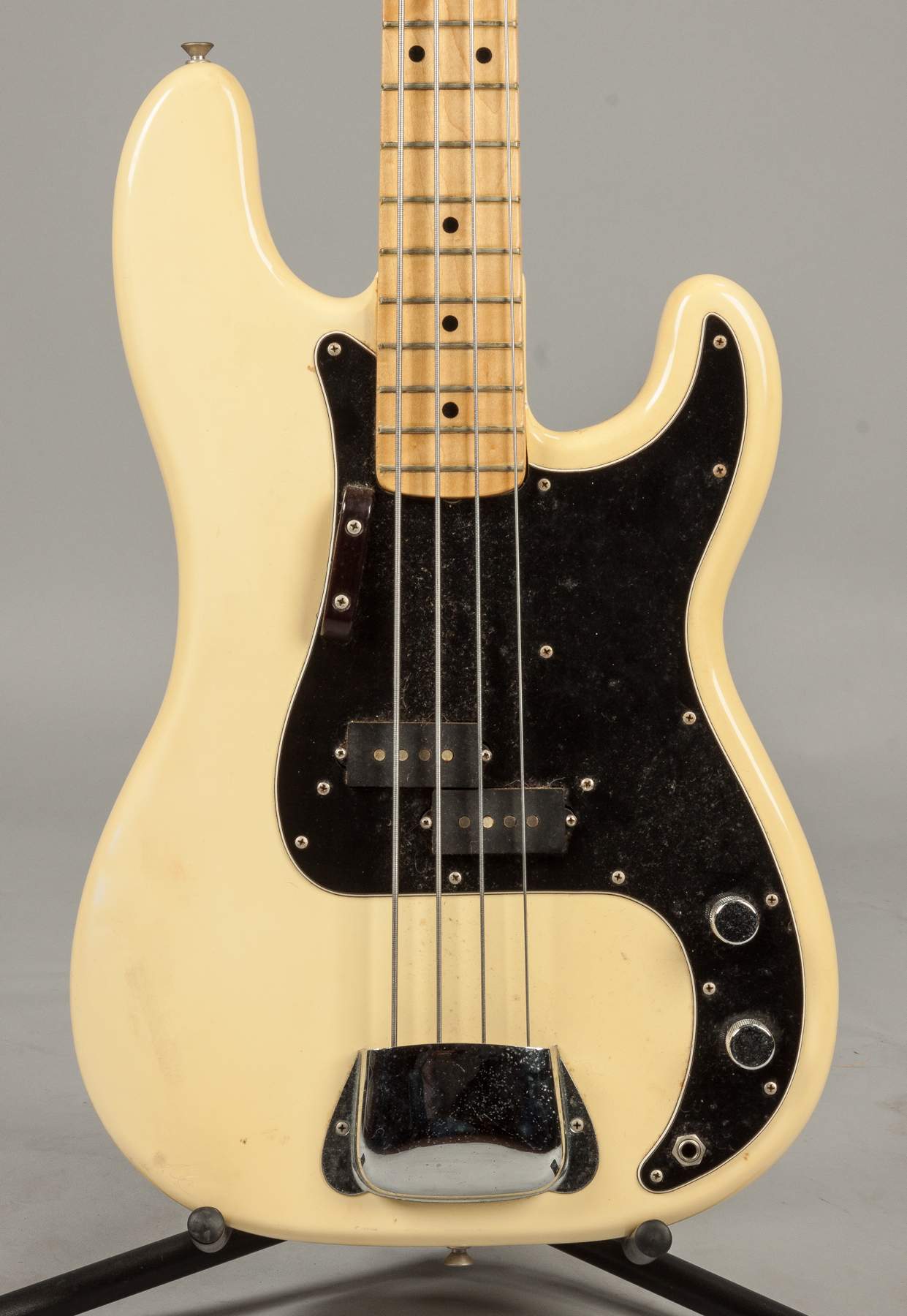 Fender 1974 Precision Bass | Cottone Auctions