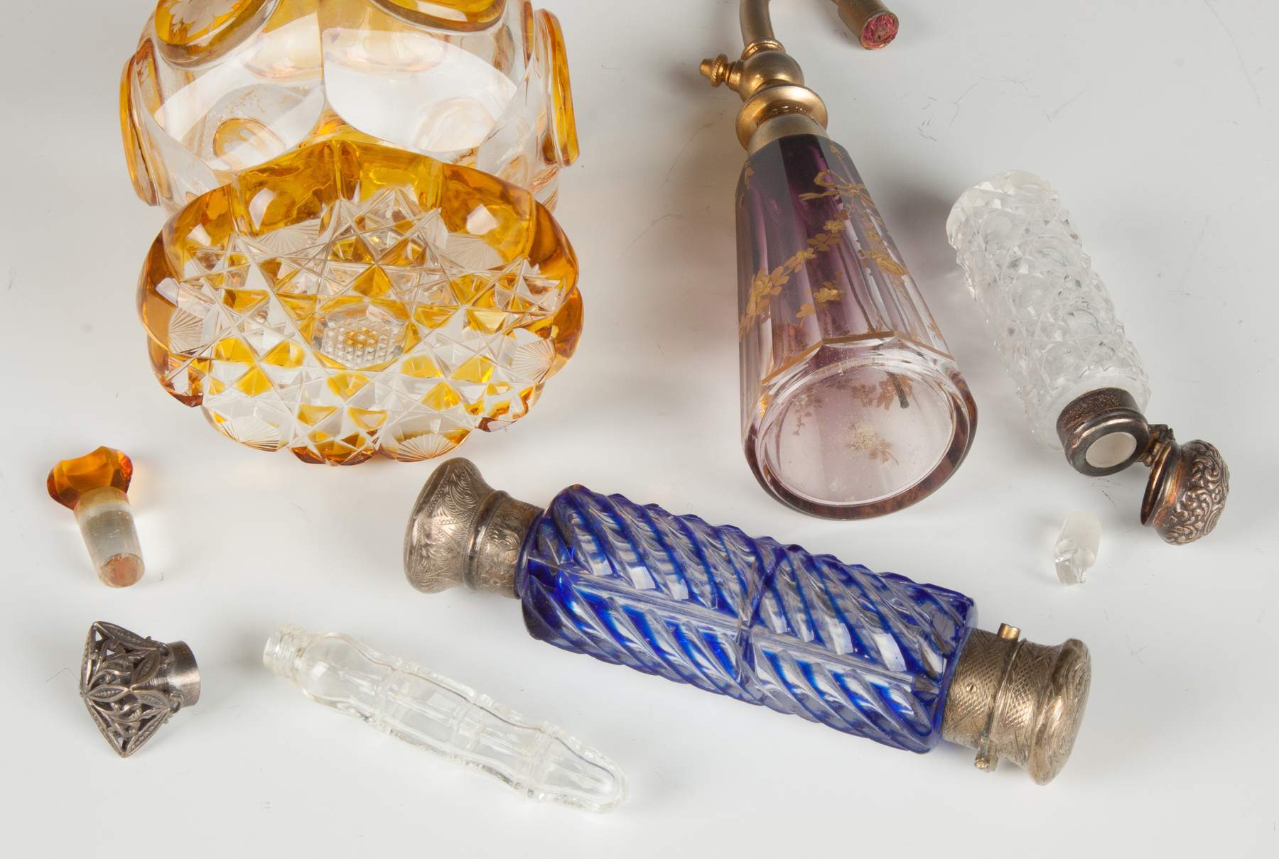 Group of Colognes and Scent Bottles | Cottone Auctions