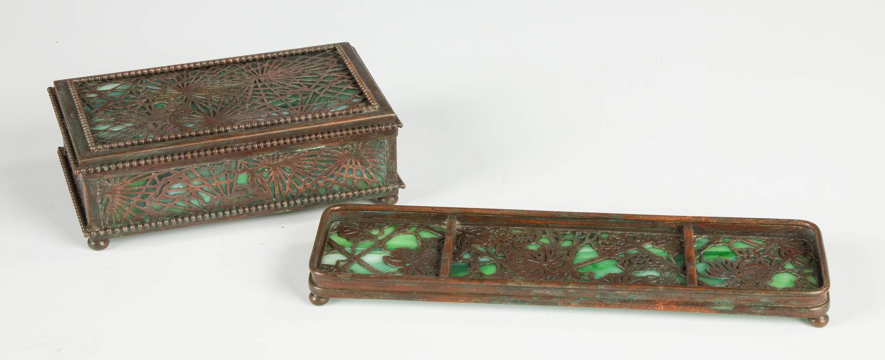 Tiffany Studios NY Pine Needle Box & Grapevine Pen Tray | Cottone Auctions