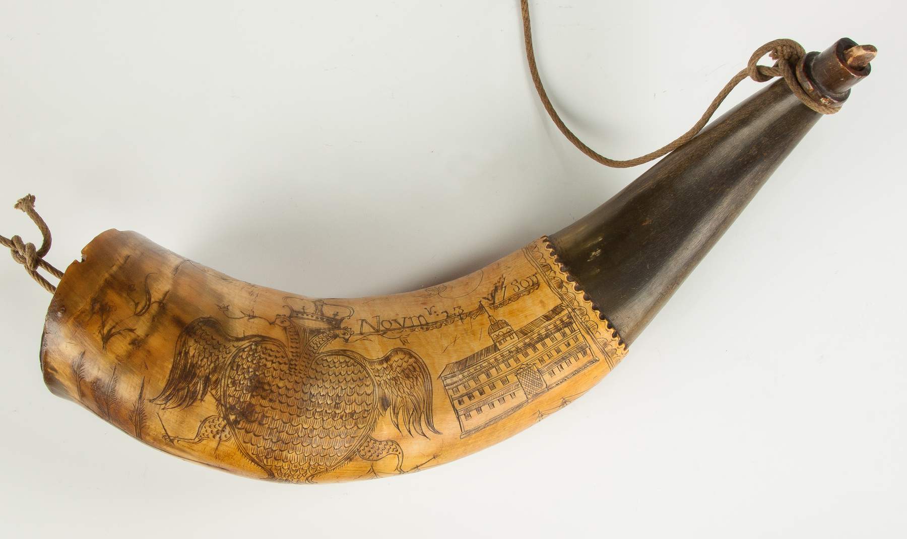 Engraved Powder Horn | Cottone Auctions