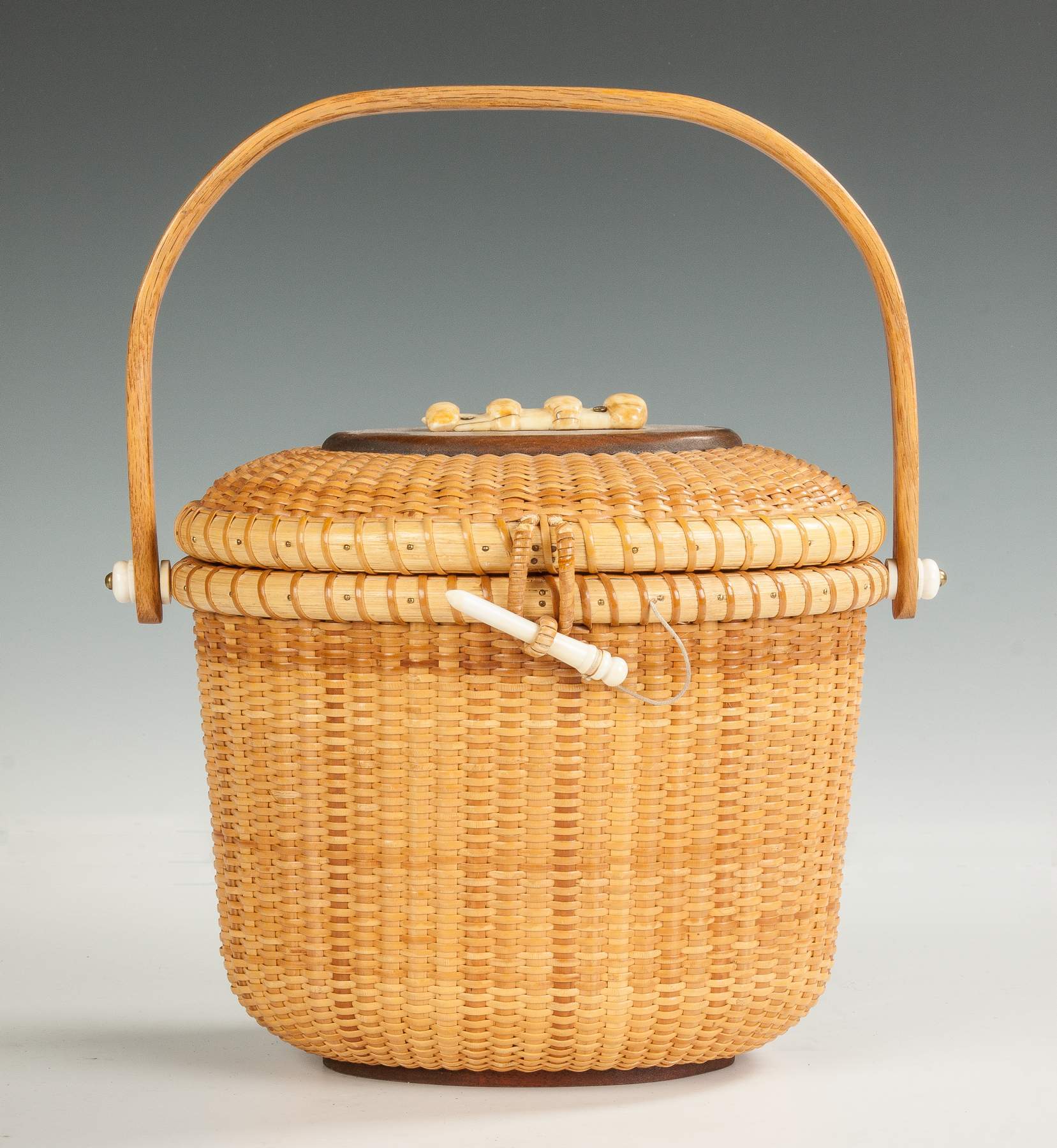 Nantucket Basket | Cottone Auctions