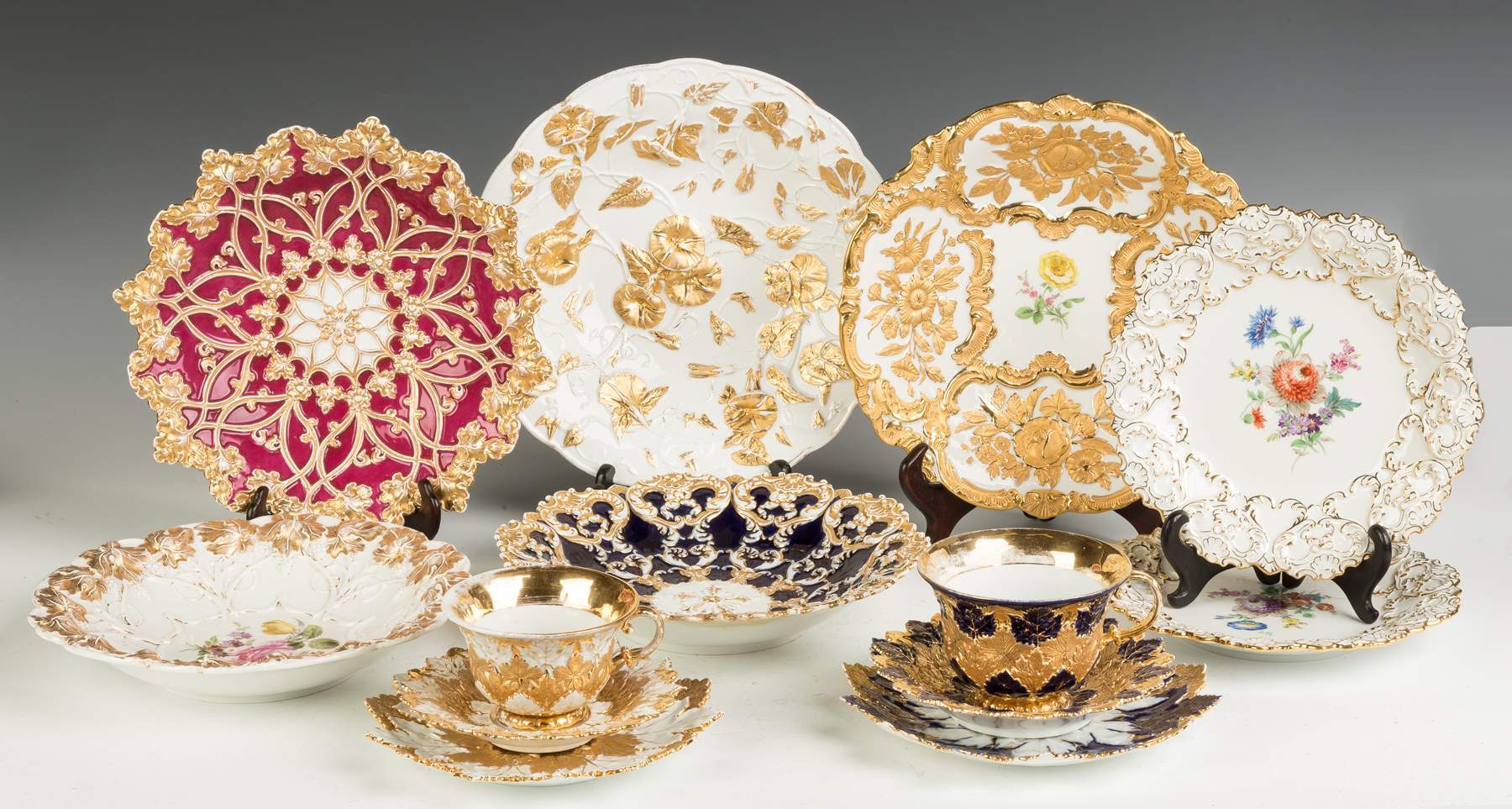 Group of Meissen Porcelain Table Wear | Cottone Auctions