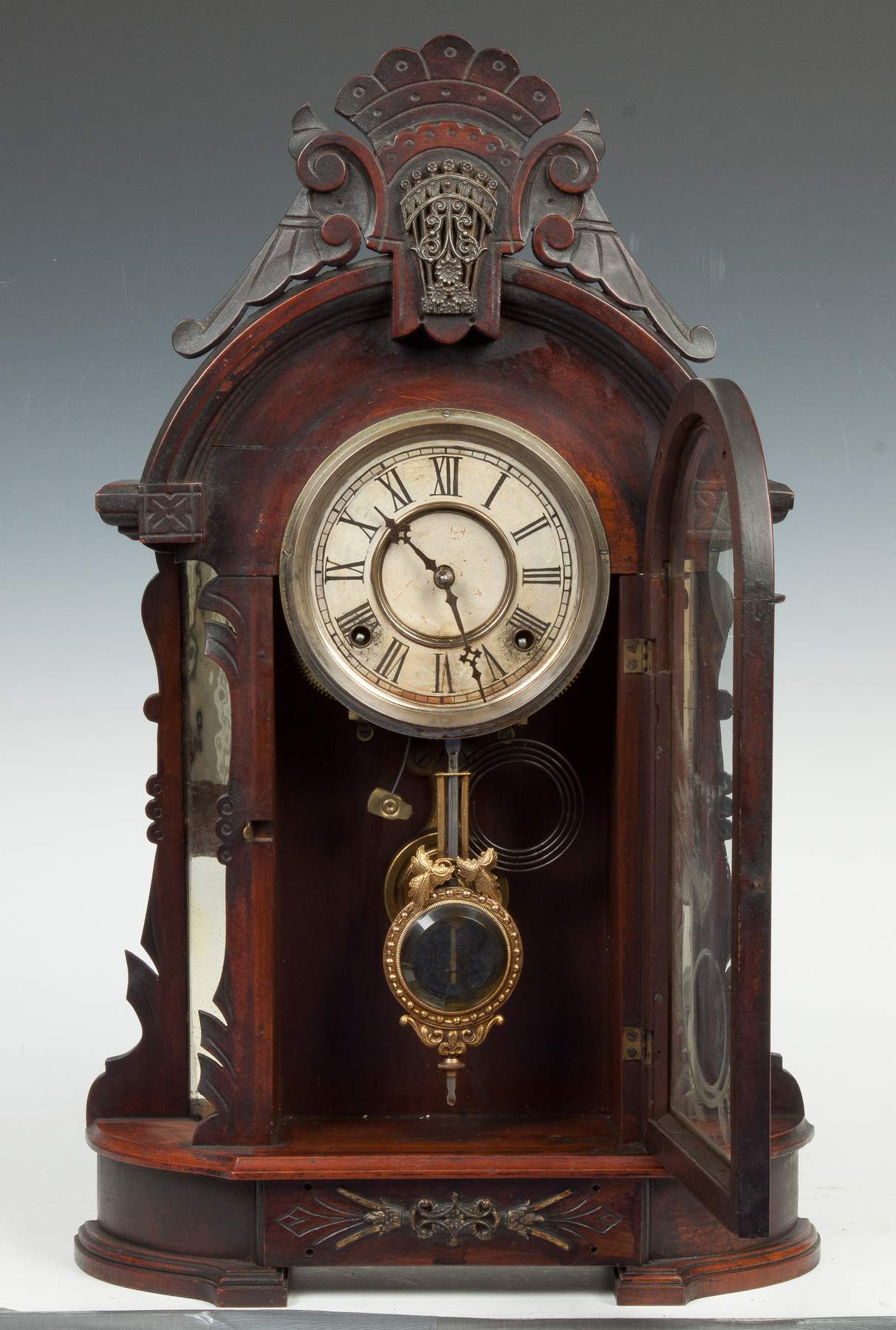 Kroeber Nearside Victorian Shelf Clock | Cottone Auctions