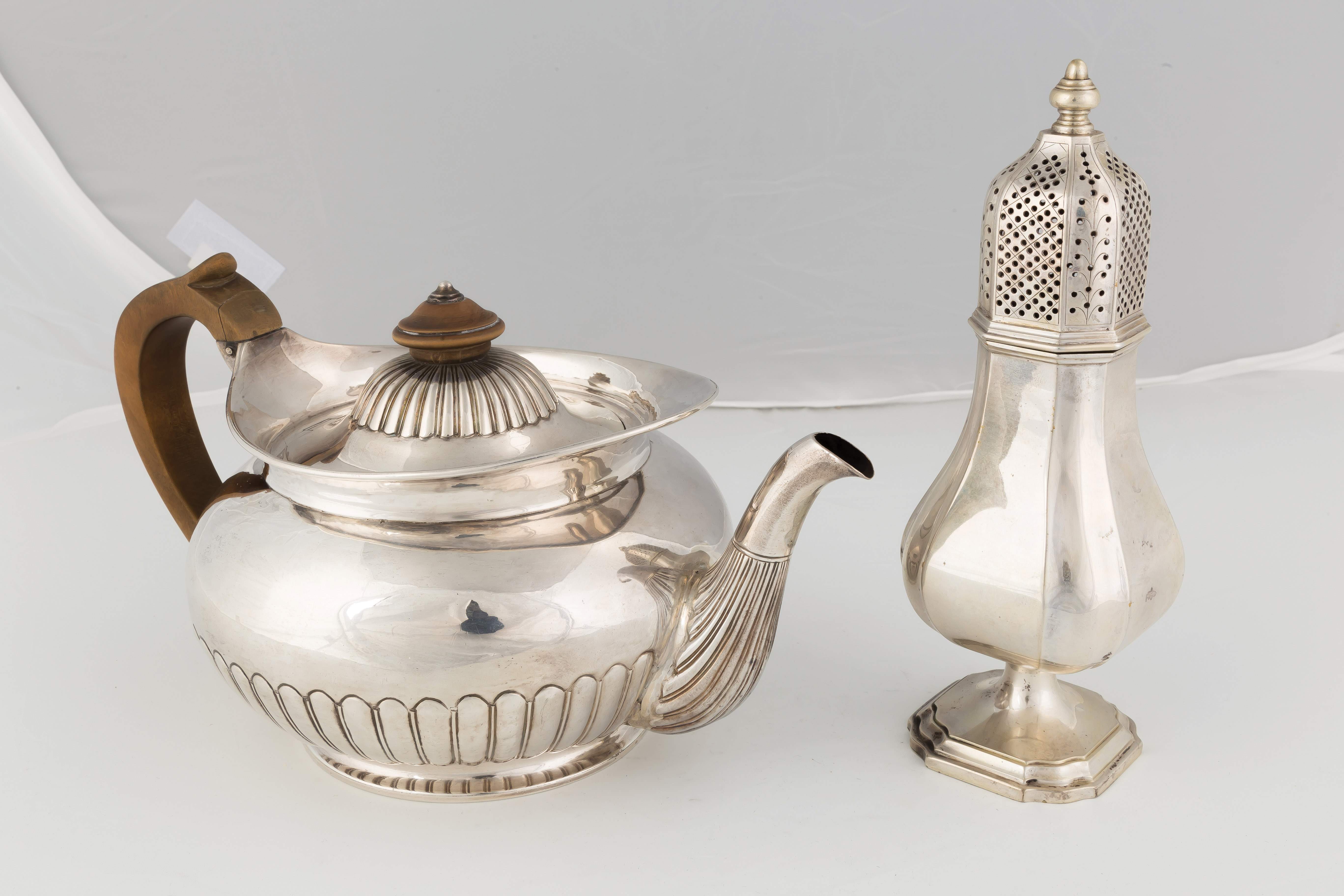 Sterling Silver Tea Pot and Castor | Cottone Auctions