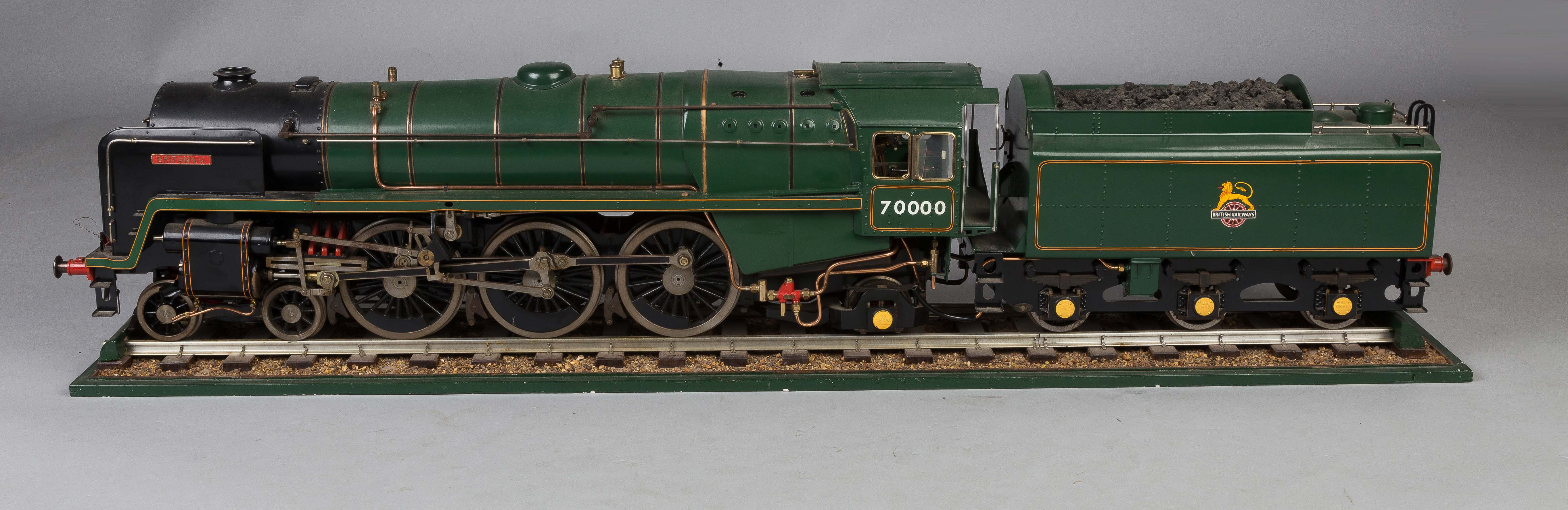 Vintage Scale Model Hand Painted Tin and Steel Steam Engine | Cottone ...