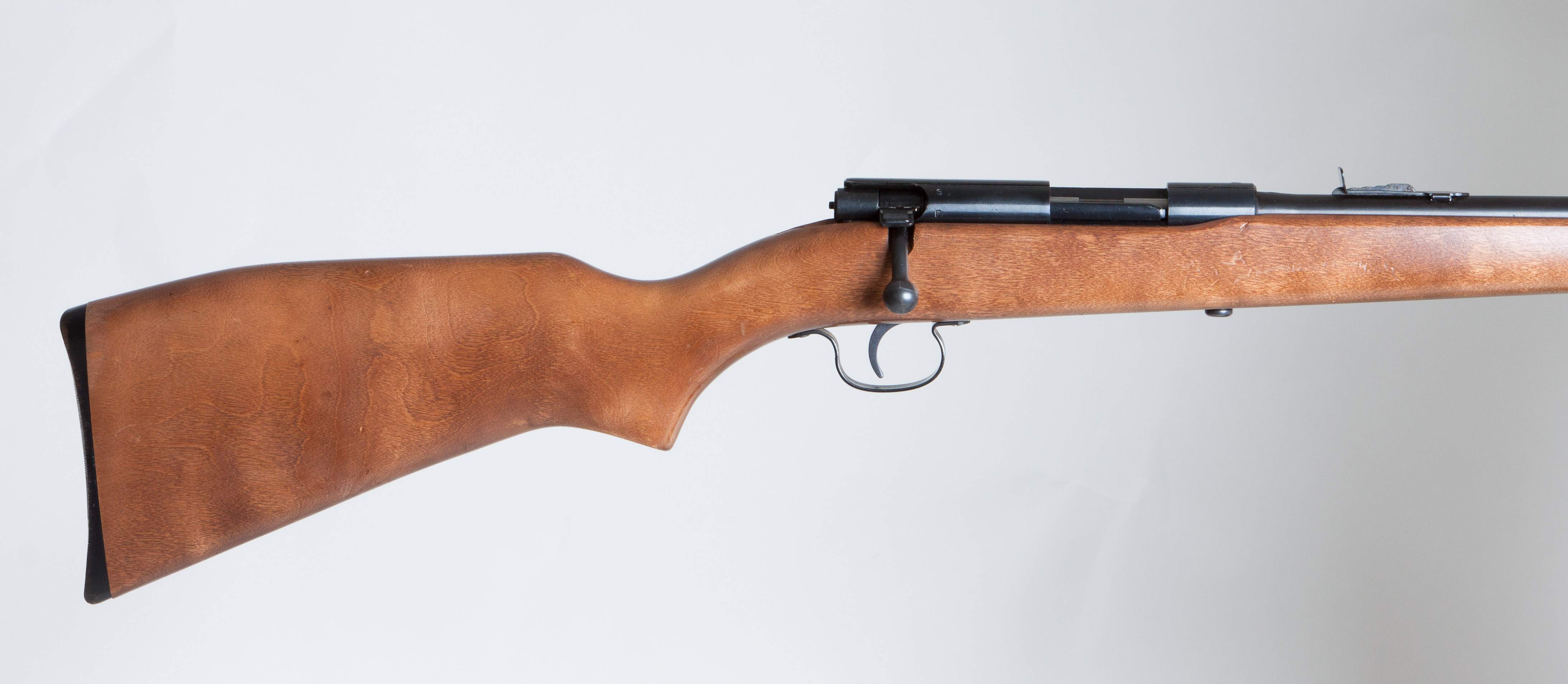 Winchester Rifle Model 121 | Cottone Auctions