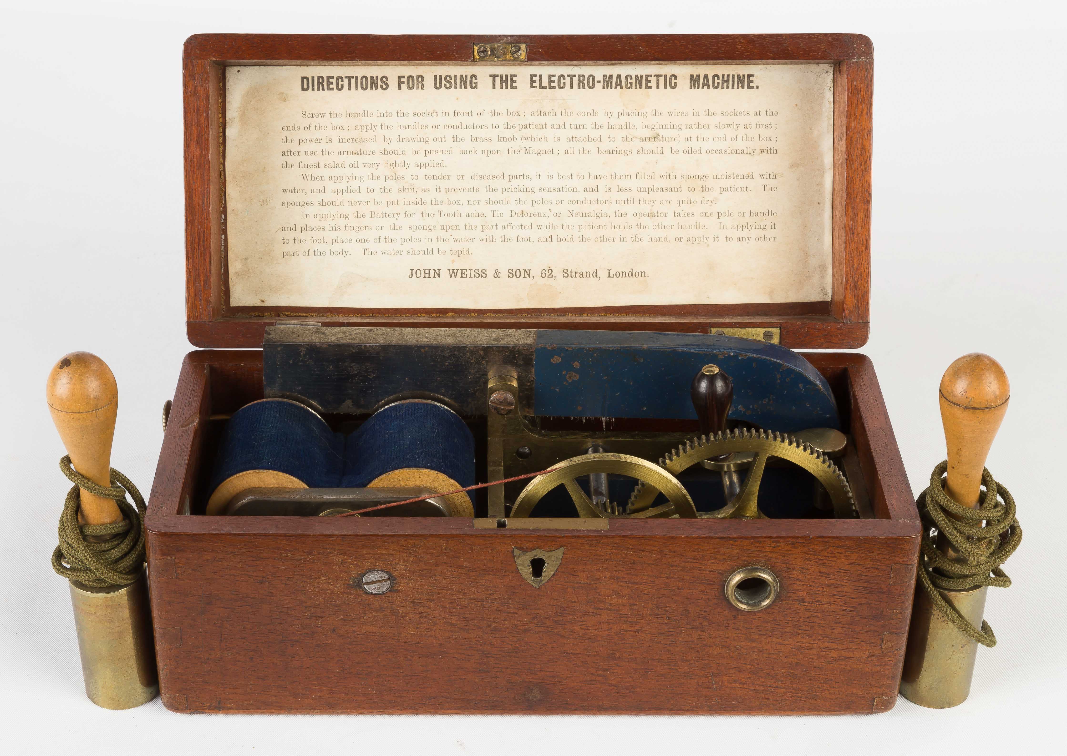 Victorian Electro-Magnetic Machine | Cottone Auctions