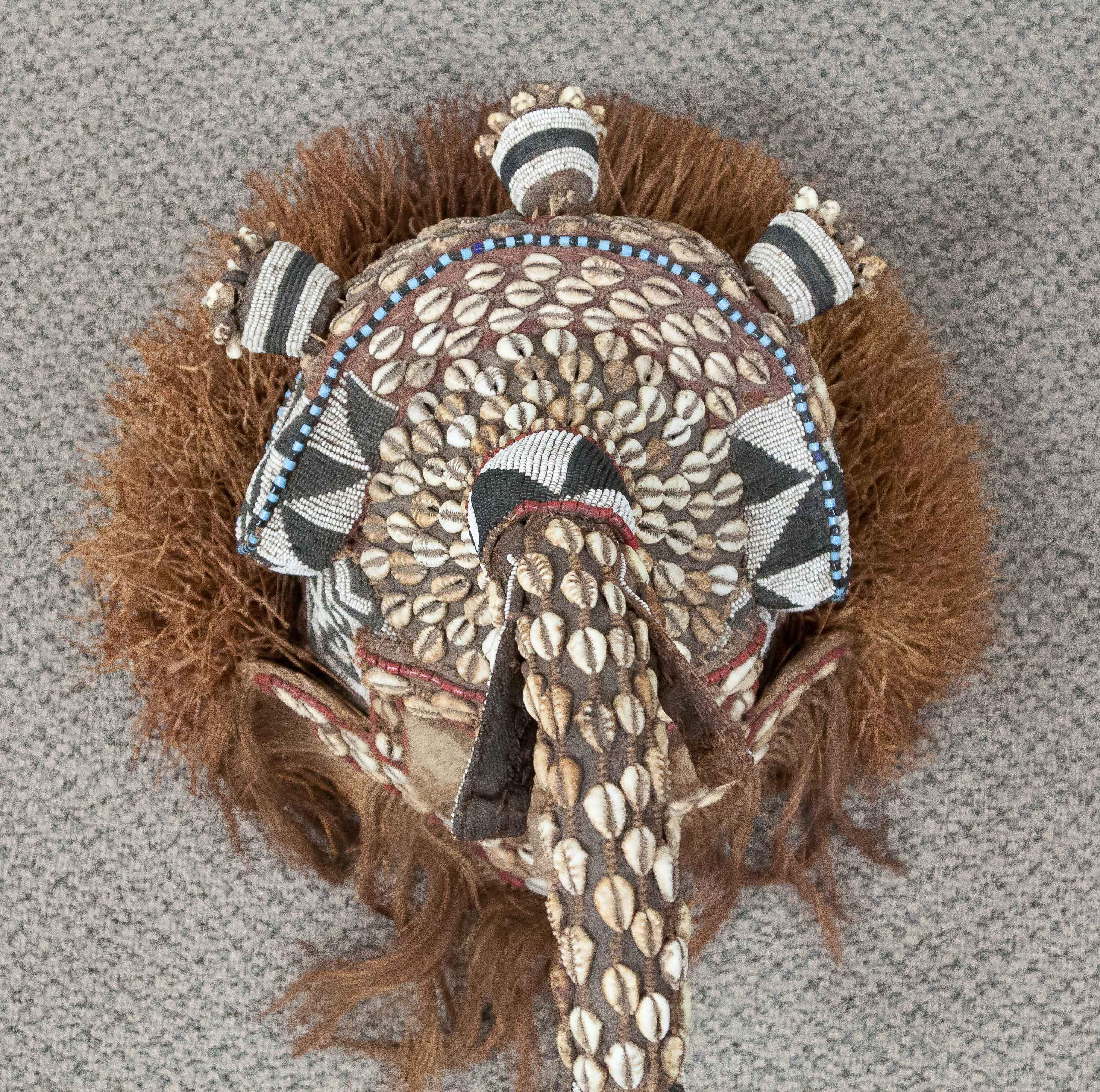 African Bakuba Tribe, Zaire Mashamboy Ceremonial Headdress | Cottone ...