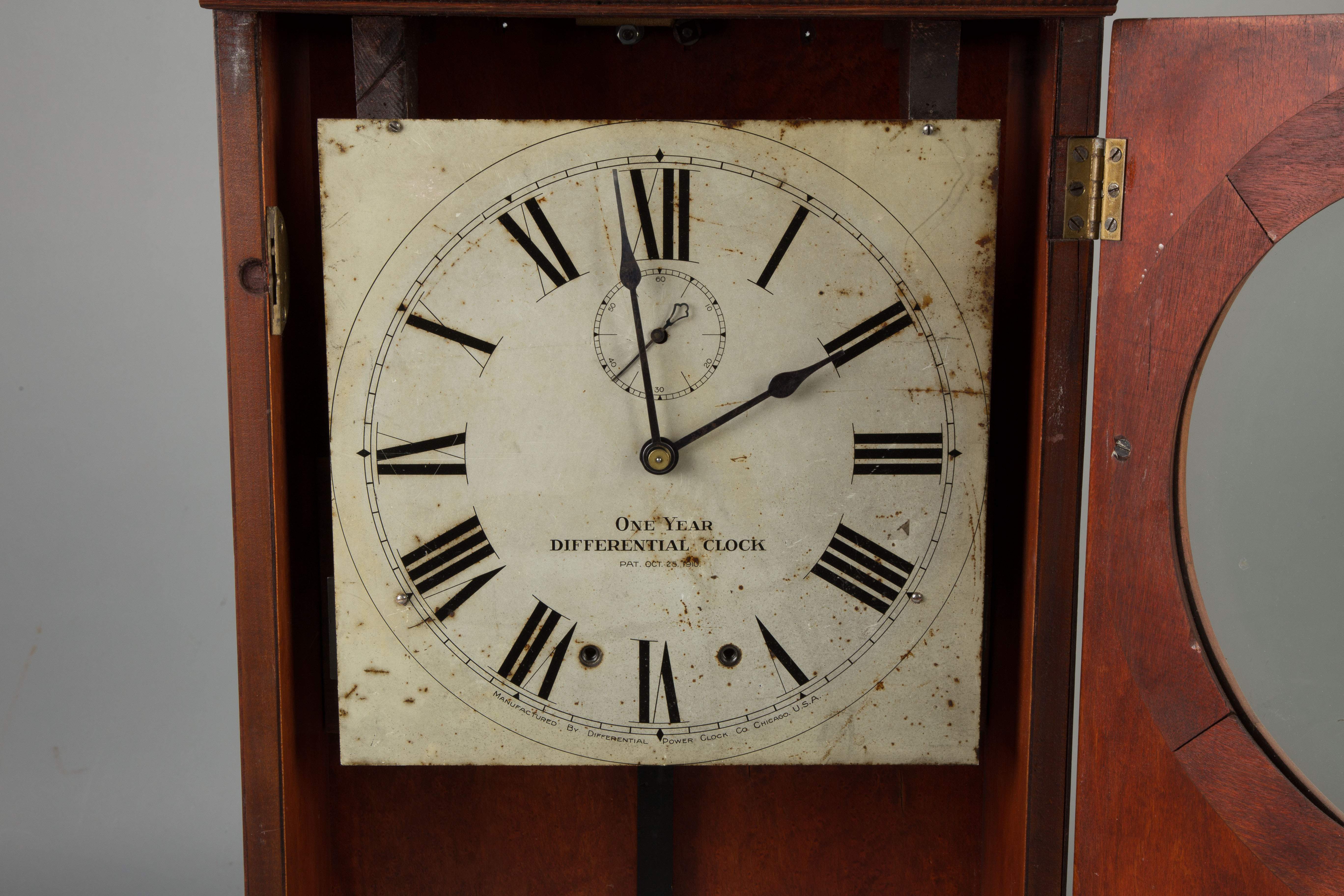 One Year Differential Shelf Clock | Cottone Auctions