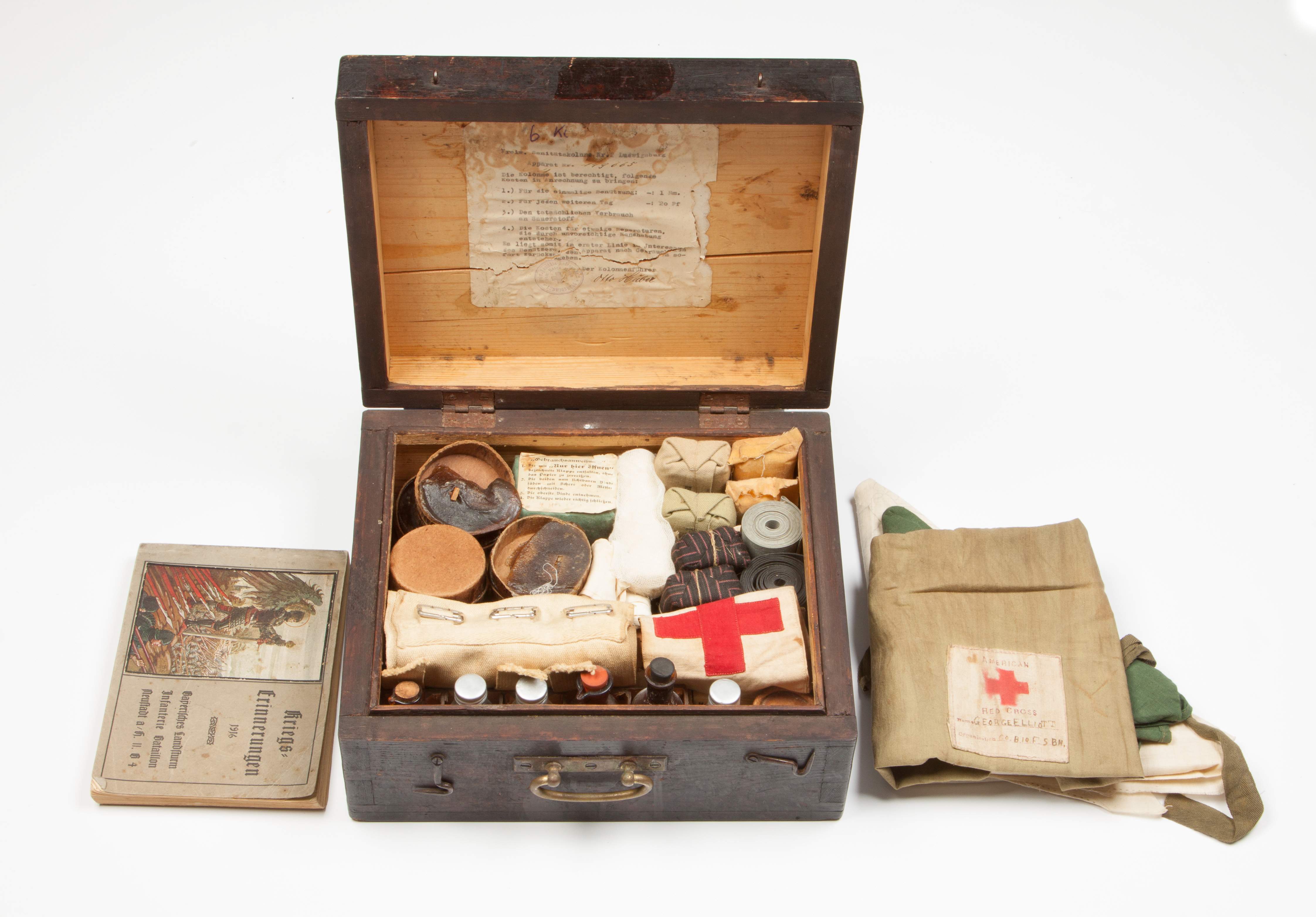 WWI German Field Medical Chest | Cottone Auctions