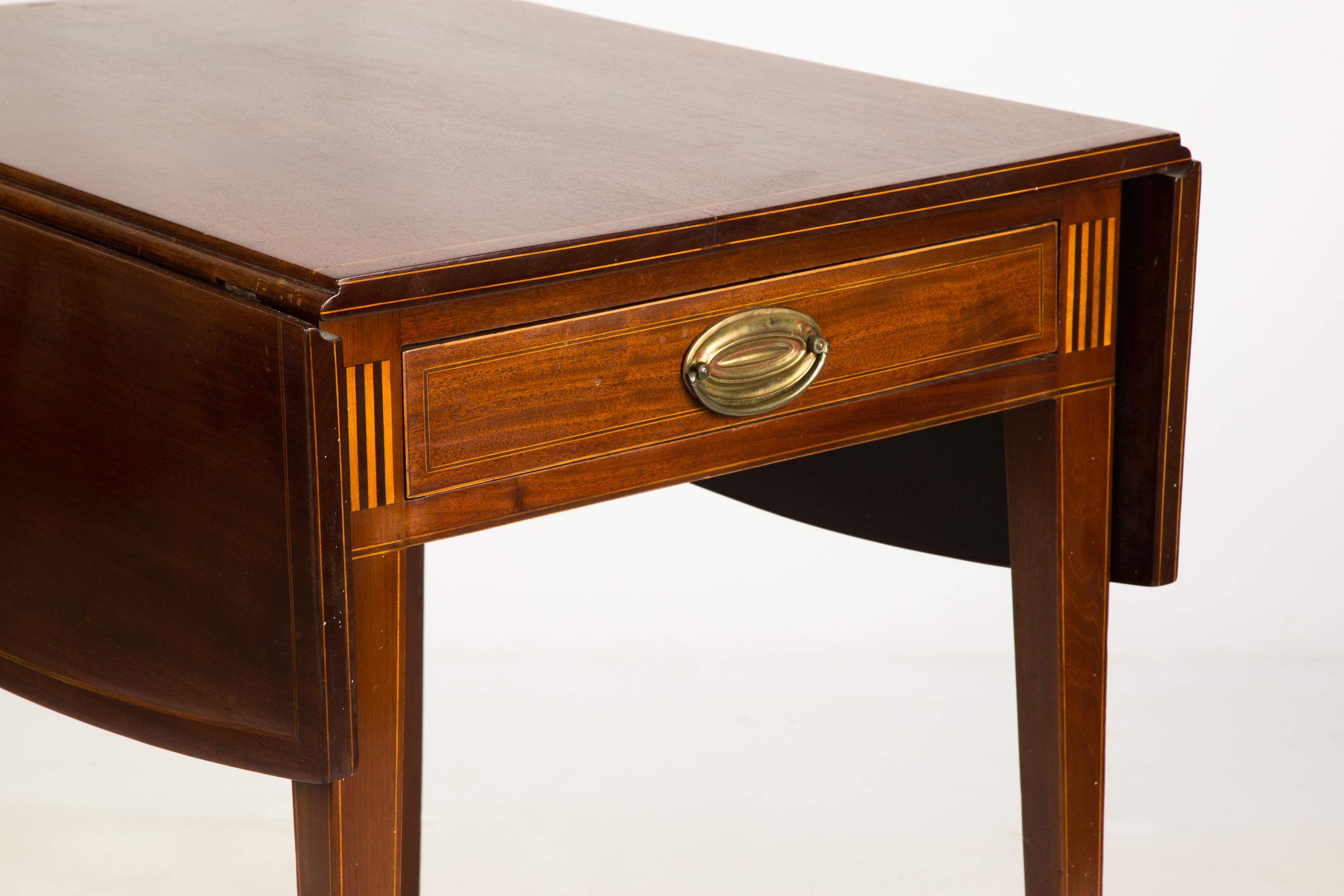 Hepplewhite Pembroke Table | Cottone Auctions