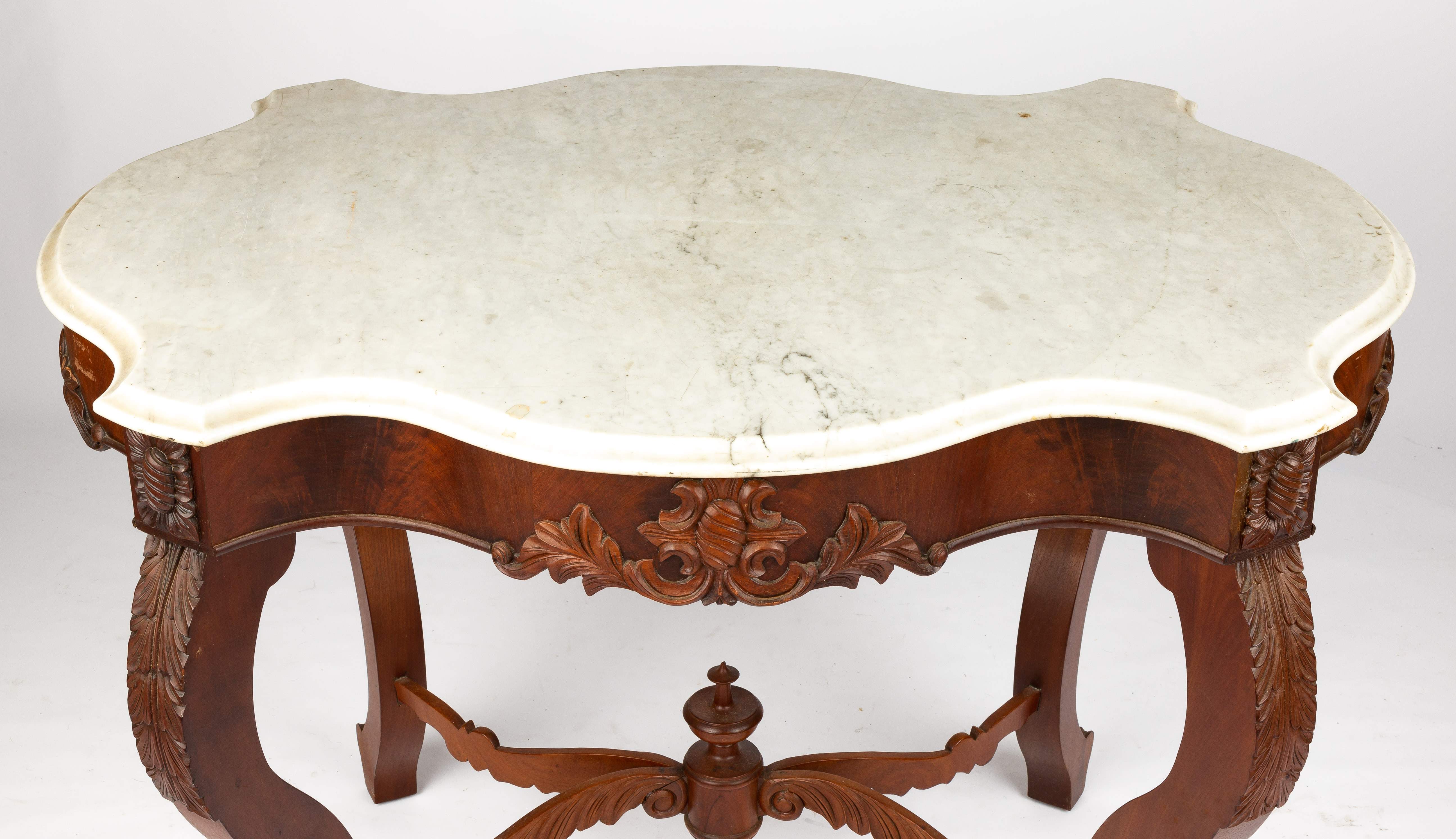 Marble Turtle-Top Table | Cottone Auctions