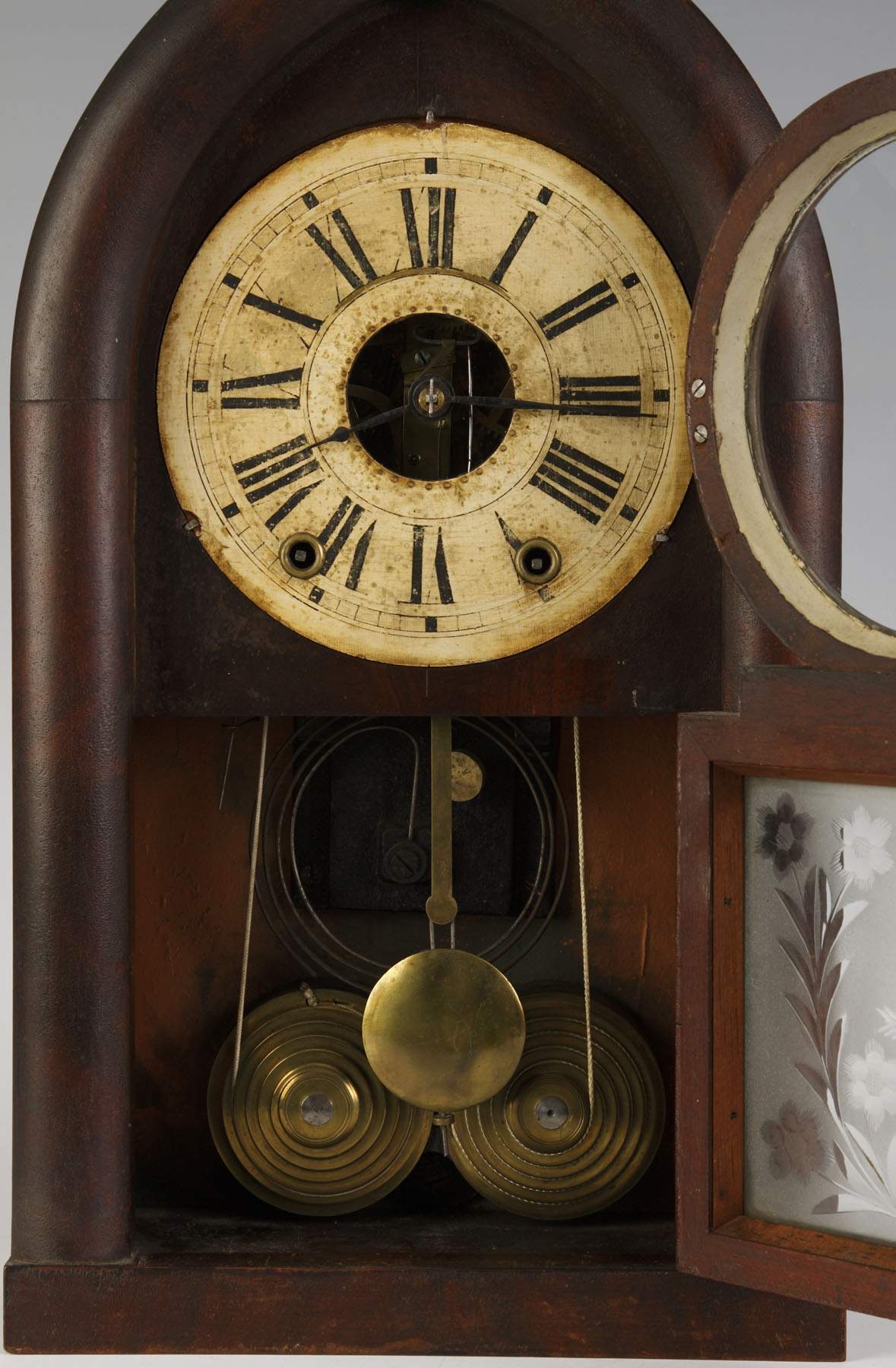 Rare E.C. Brewster Fusee Beehive Shelf Clock | Cottone Auctions