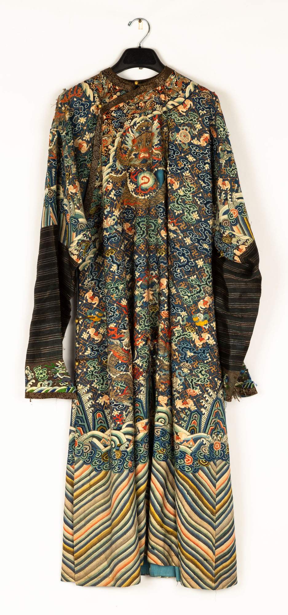 Chinese Kesi Silk Embroidered Robes | Cottone Auctions
