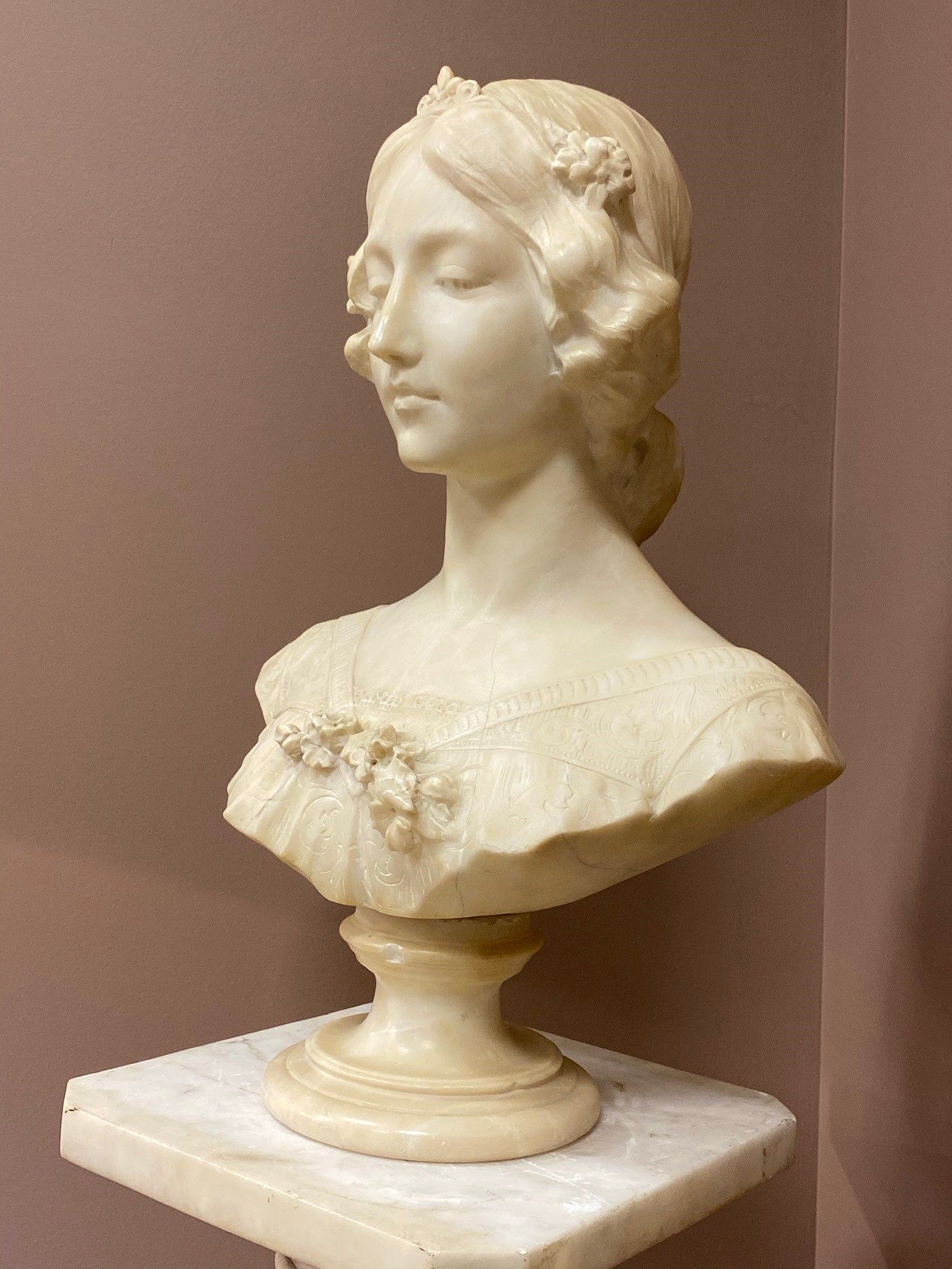 Carved Alabaster Bust | Cottone Auctions