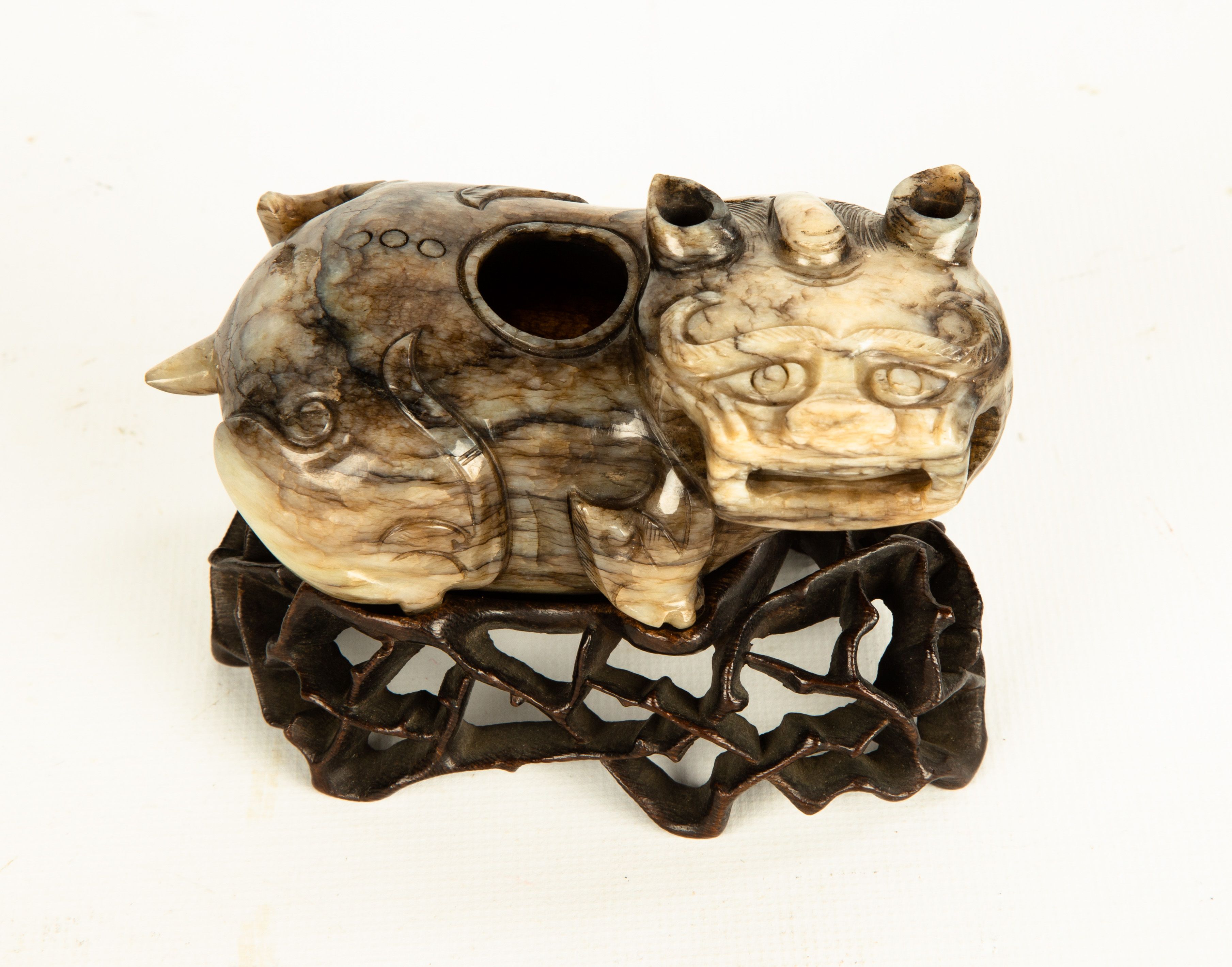 Chinese Ming Jade Bixie Water Pot & Stand | Cottone Auctions