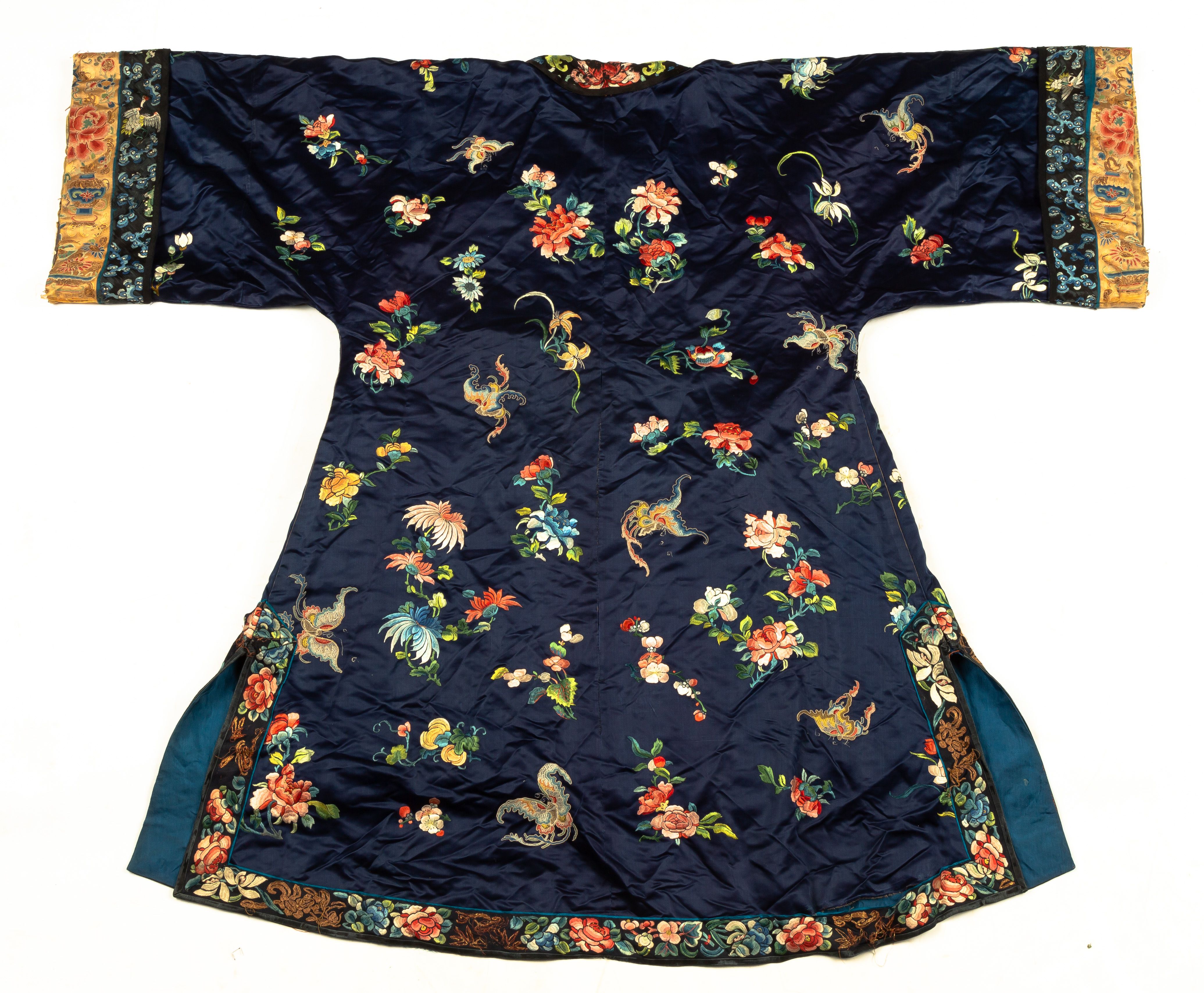 Chinese Ladies Informal Robe | Cottone Auctions