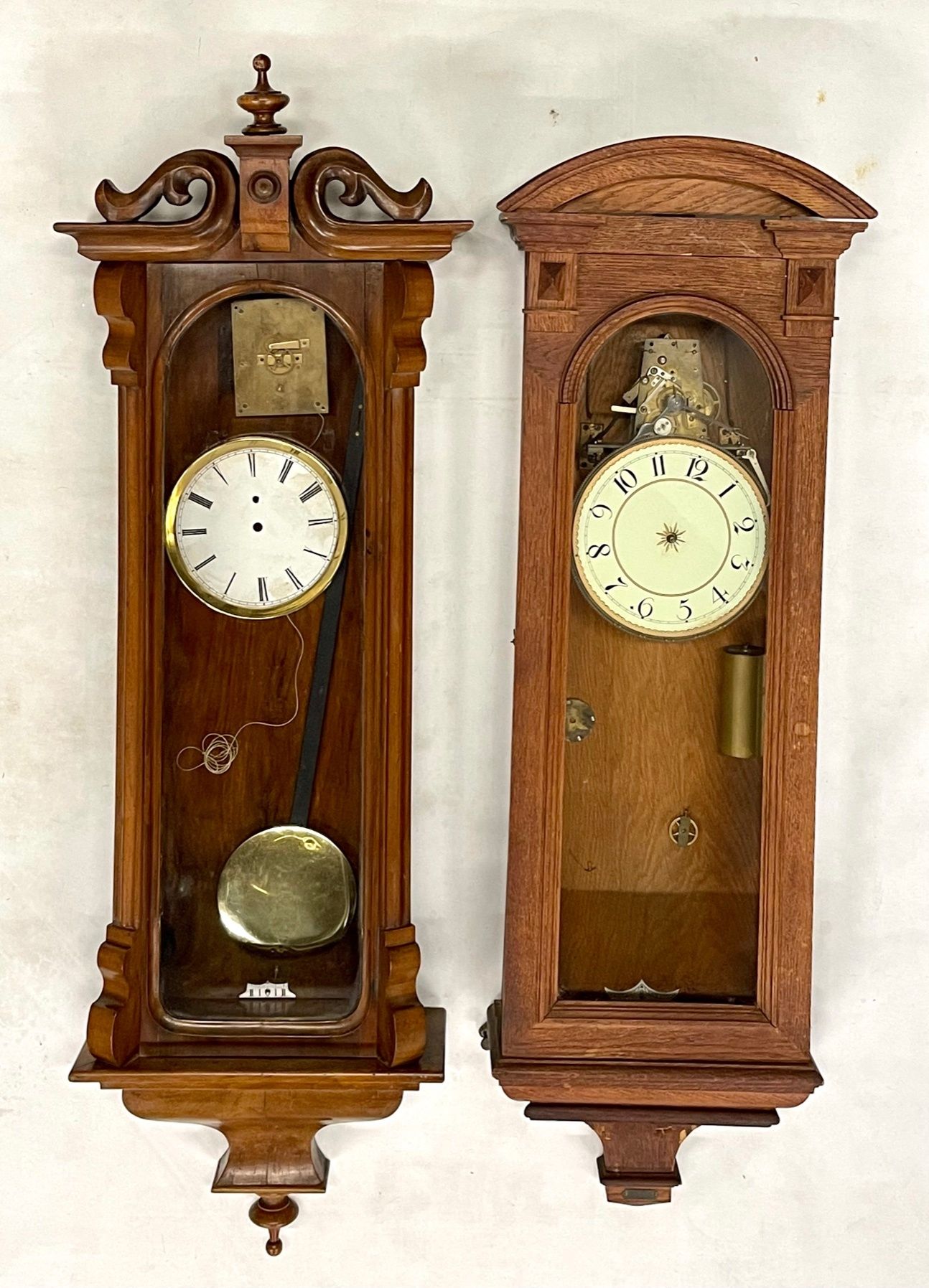 (2) Wall Clocks | Cottone Auctions