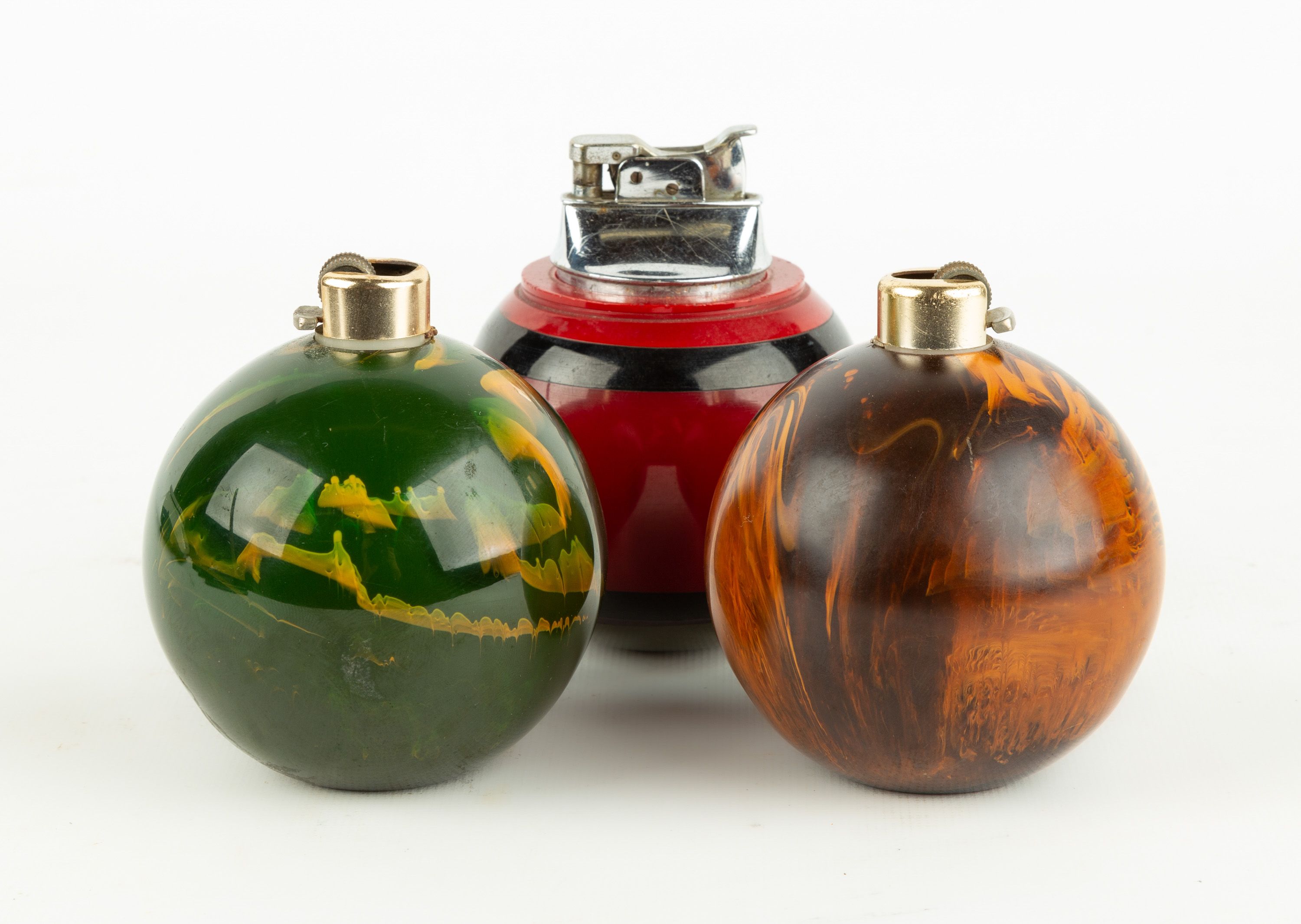 (3) Bakelite Lighters | Cottone Auctions