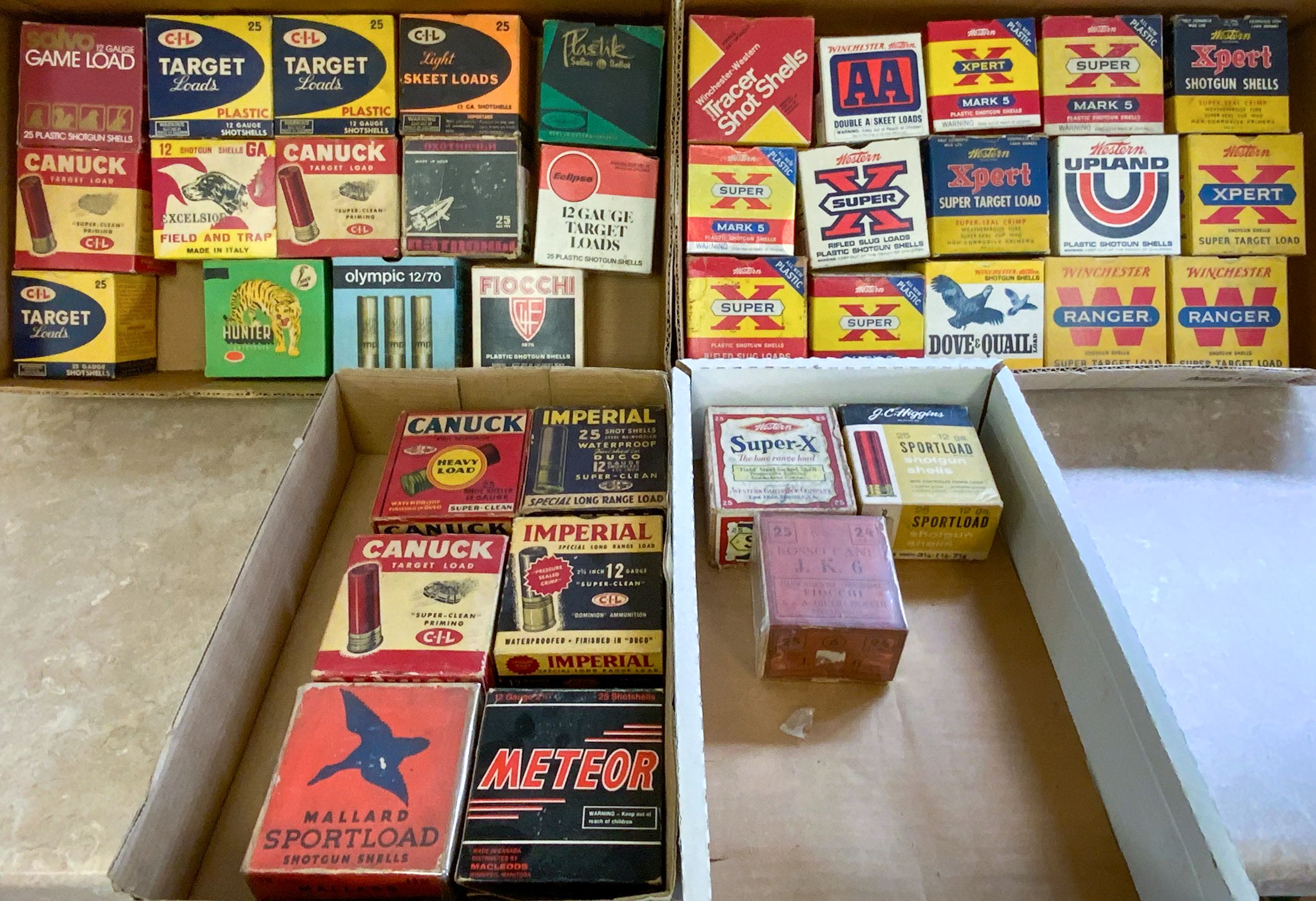 (38) Empty Shotgun Shell Boxes | Cottone Auctions