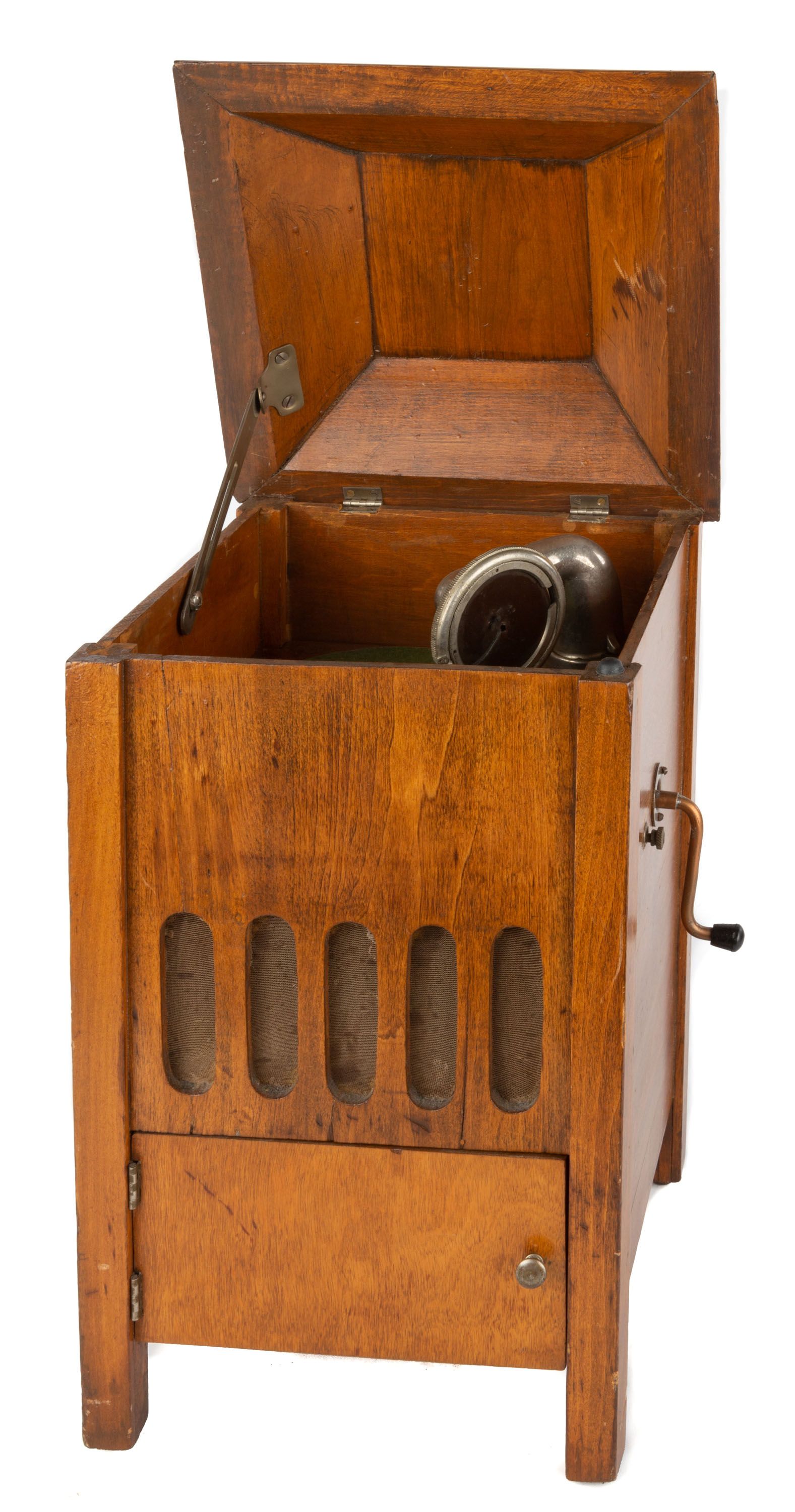 Miniature Victrola | Cottone Auctions