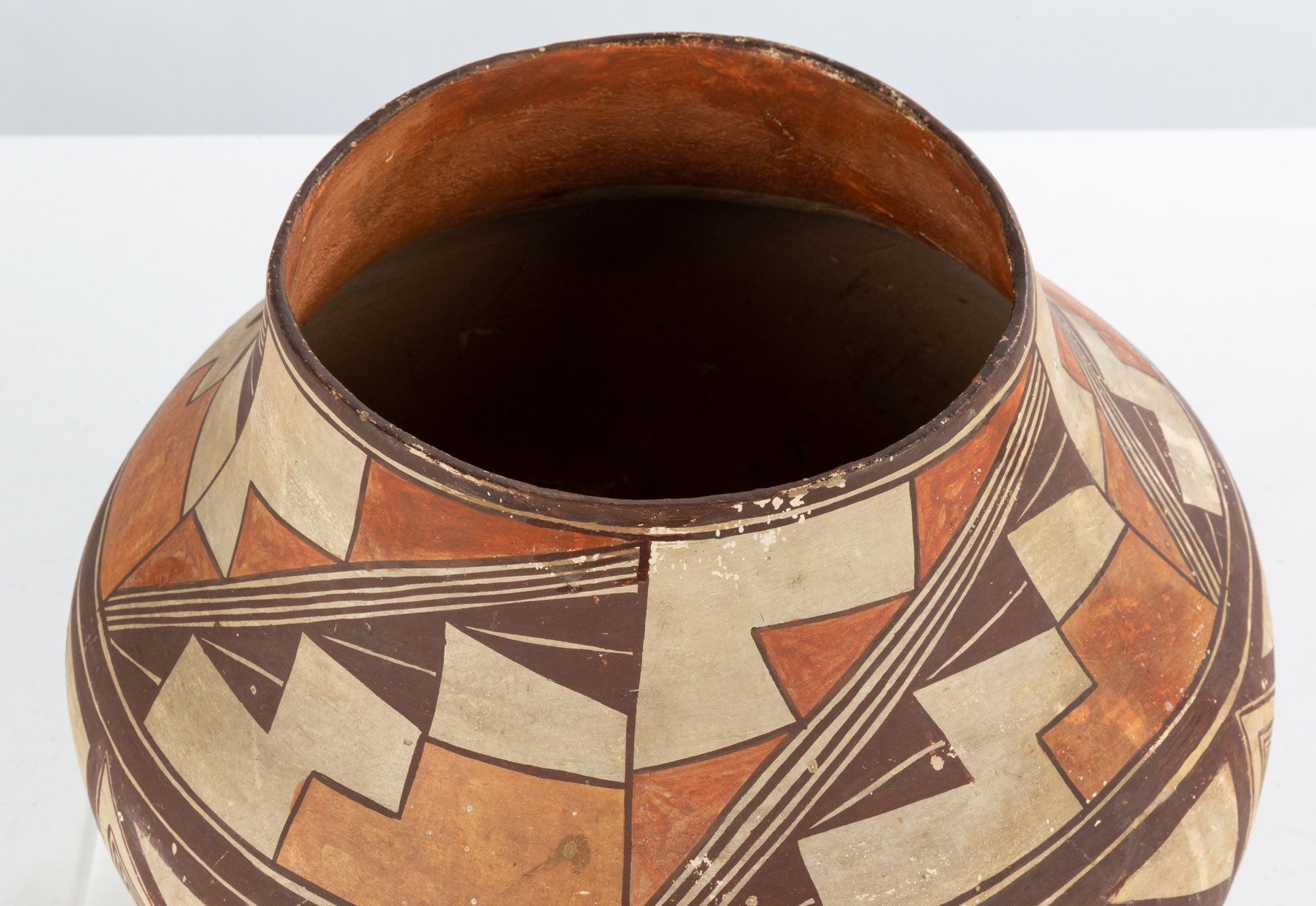 Native American Acoma Pot | Cottone Auctions