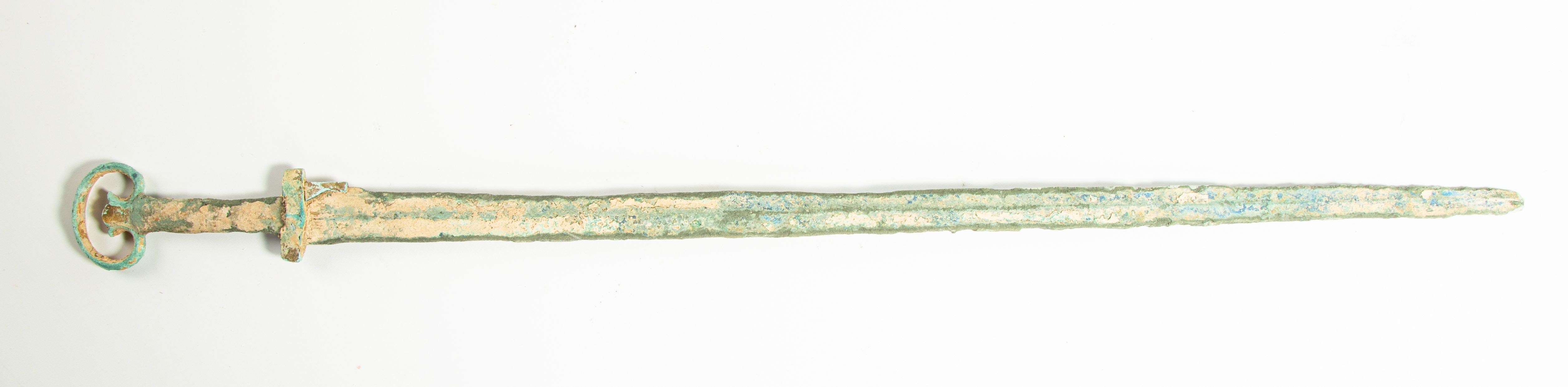 Rare Chinese Han Dynasty Dao Ring Hilted Sword | Cottone Auctions