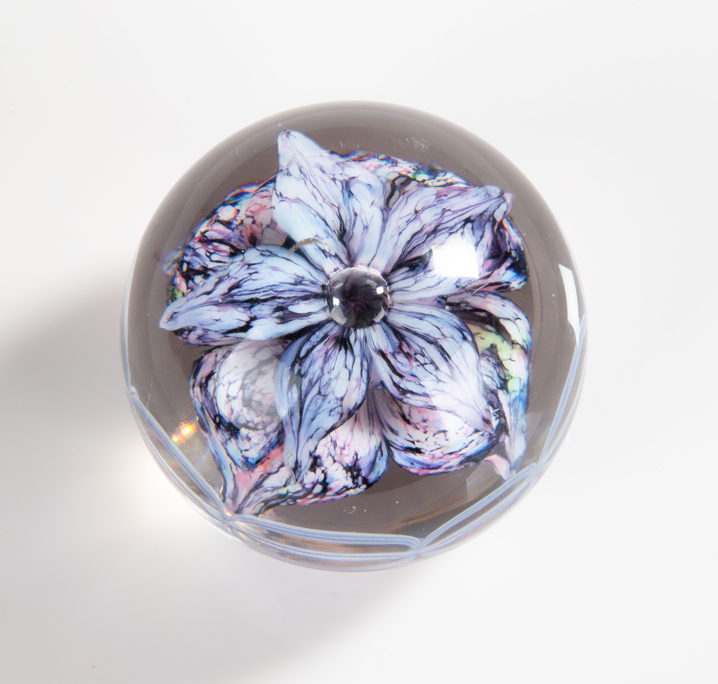 Vintage Steuben Paperweight | Cottone Auctions