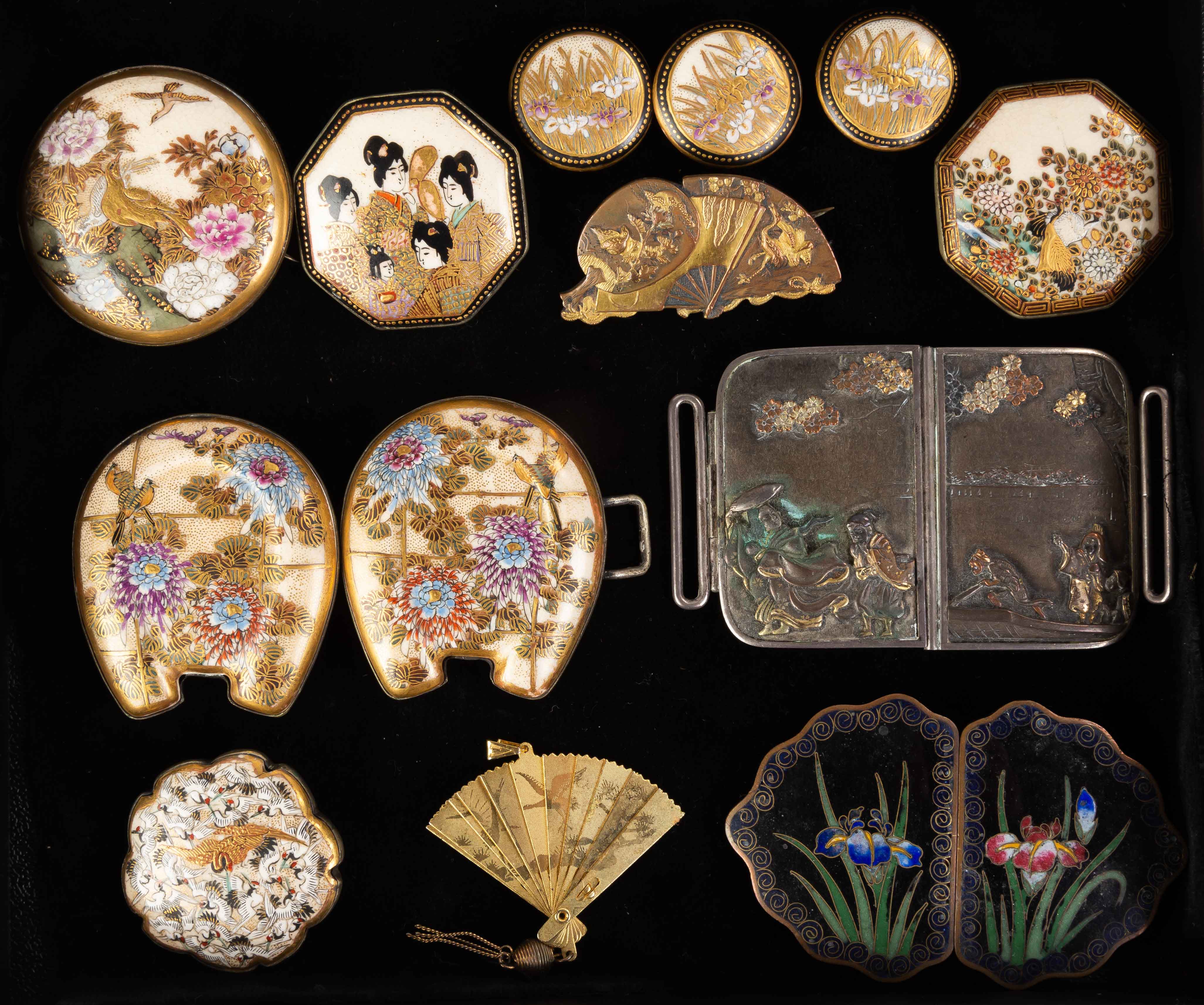 Various Japanese Buttons, Buckles, and Pins | Cottone Auctions