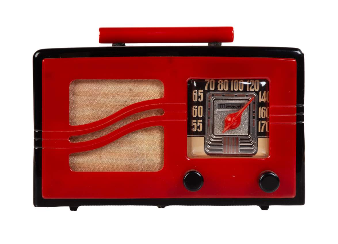 Motorola Aero-Vane 51x15 Bakelite Radio | Cottone Auctions