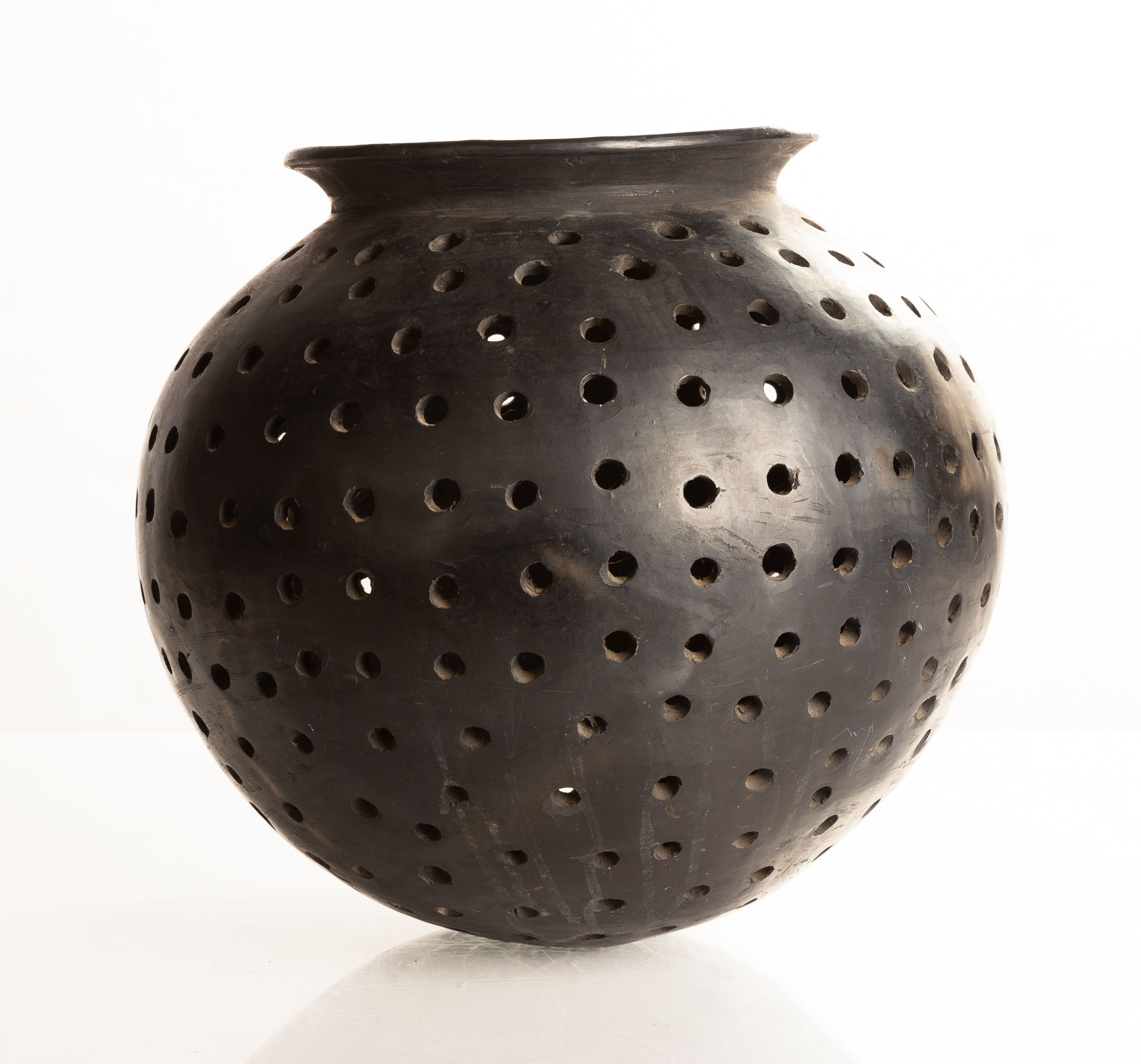 Native American Black Ware Perforated Pot | Cottone Auctions