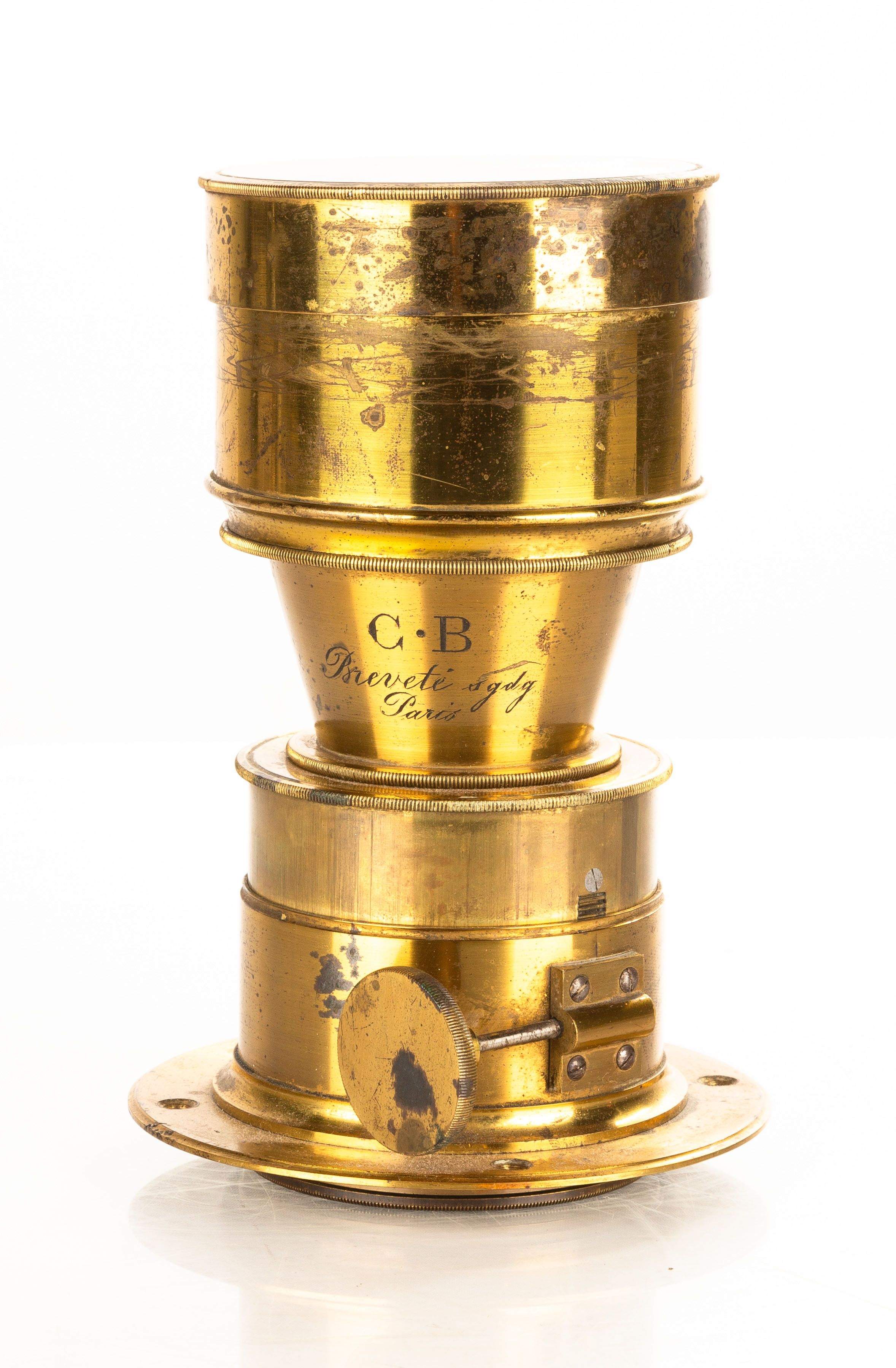 Claude Berthoit, Brevete, Paris Camera Lens | Cottone Auctions