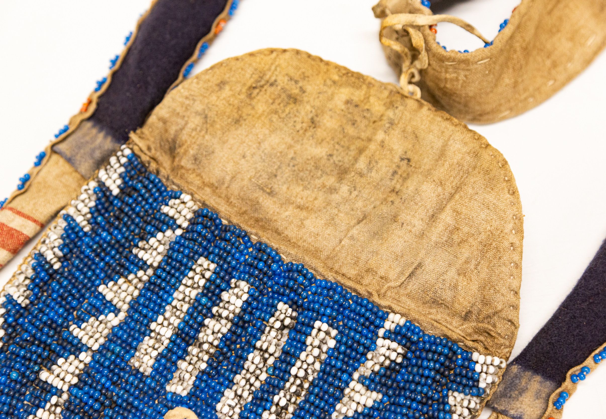 Native American Rendezvous Bag | Cottone Auctions