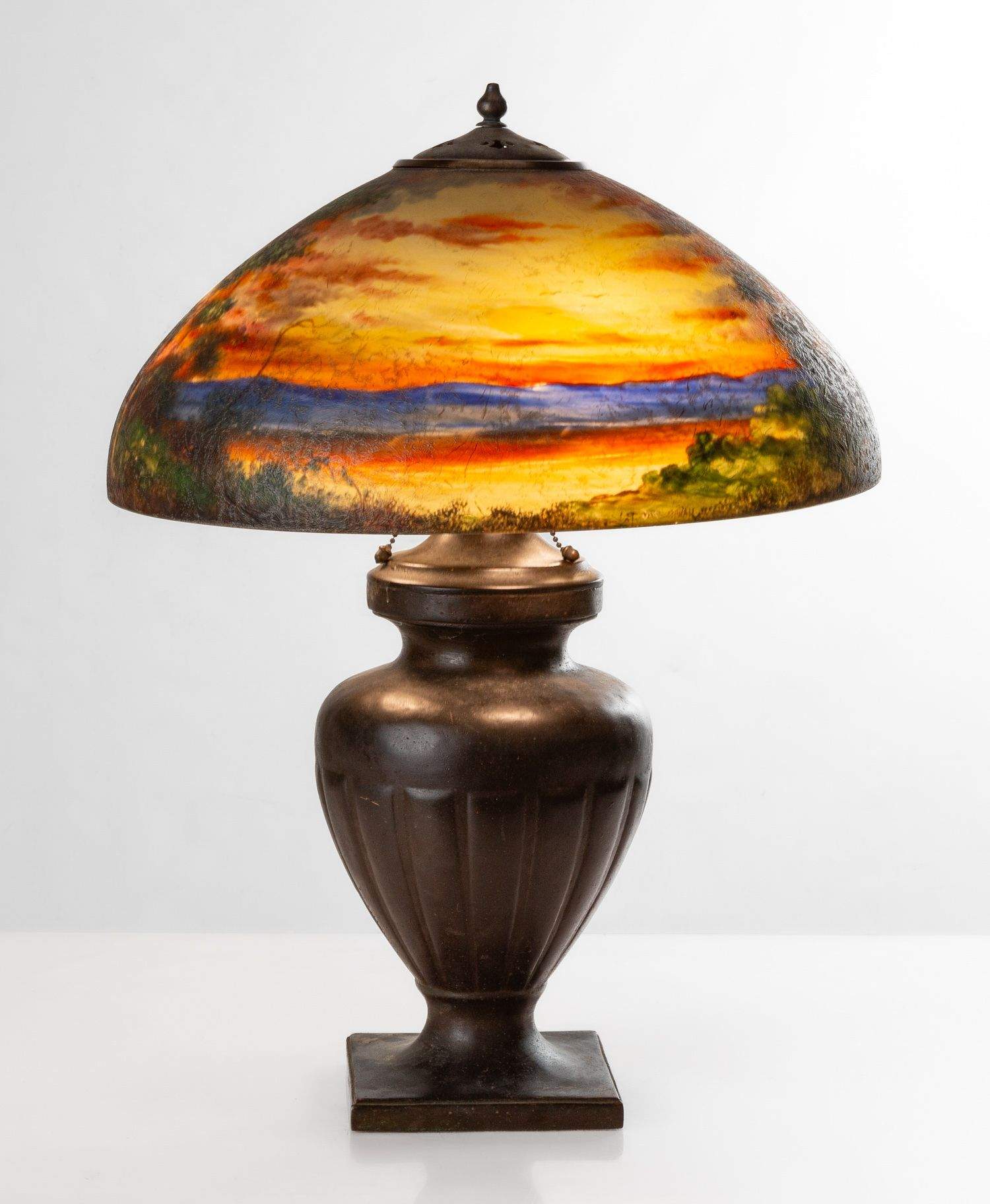 Handel Landscape Lamp | Cottone Auctions