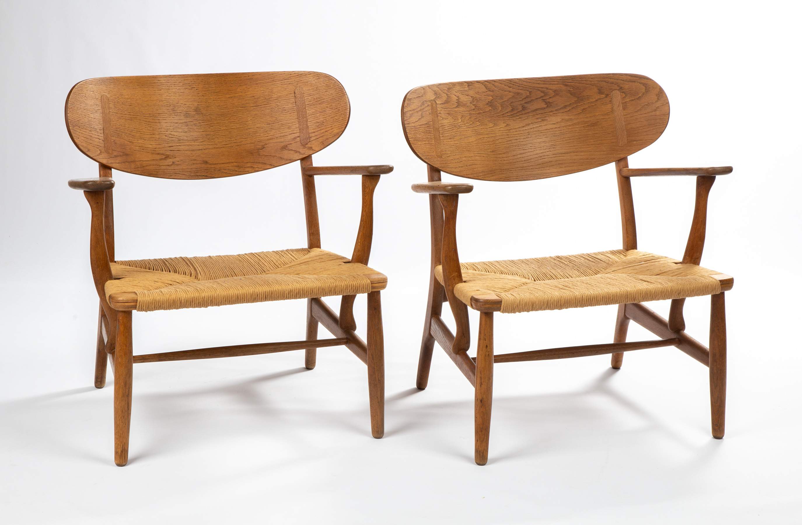 Hans J. Wagner CH 22 Chairs | Cottone Auctions