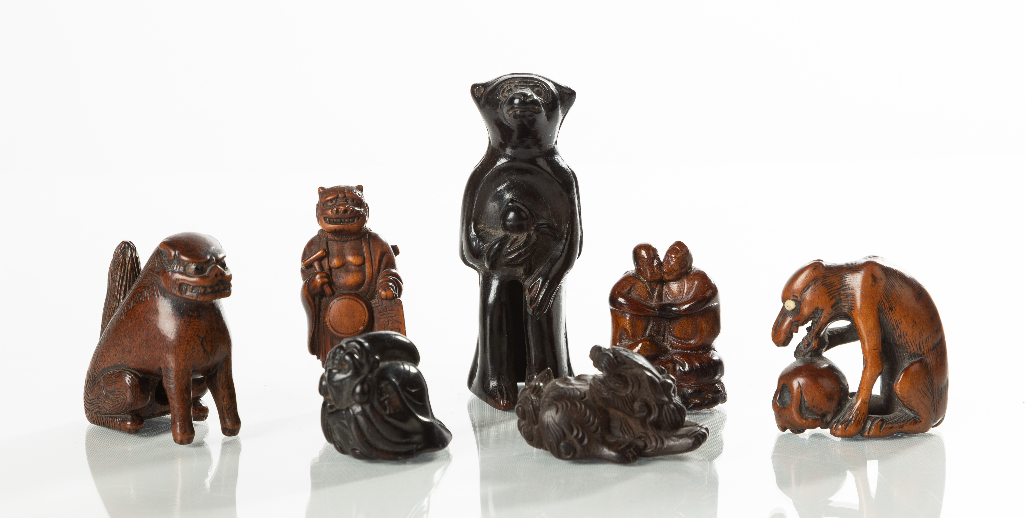 Japanese Netsuke Animals and Figures | Cottone Auctions