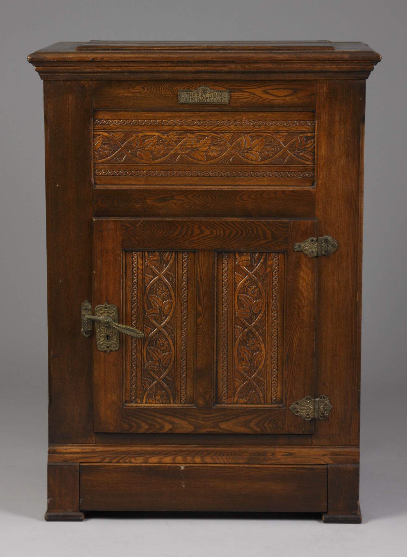 Oak Icebox | Cottone Auctions