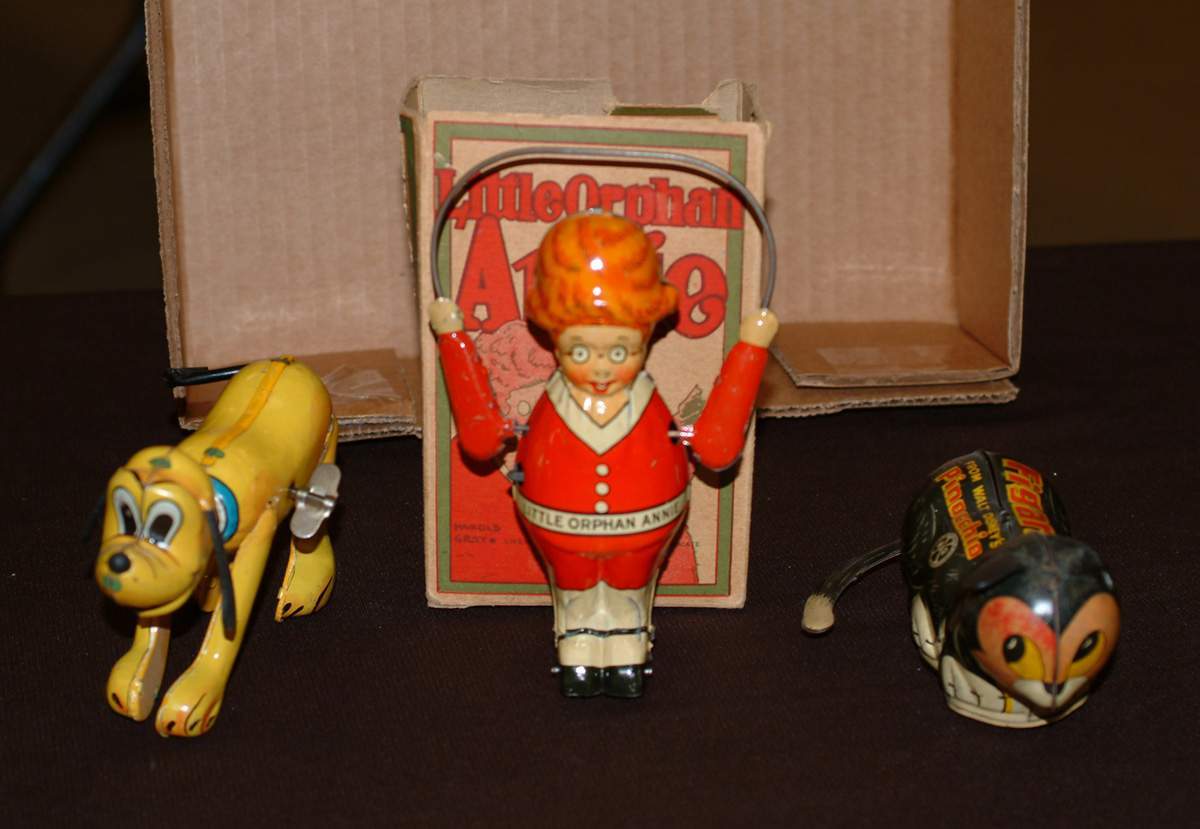 Group of 3 Tin Wind-Ups | Cottone Auctions