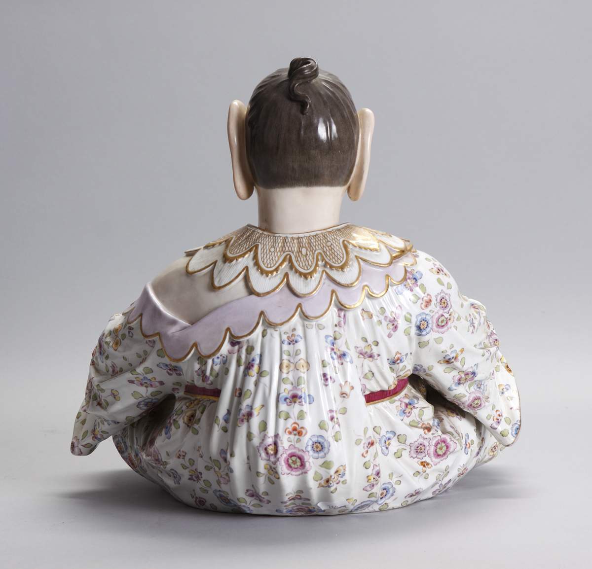 Large Meissen Porcelain Nodder | Cottone Auctions