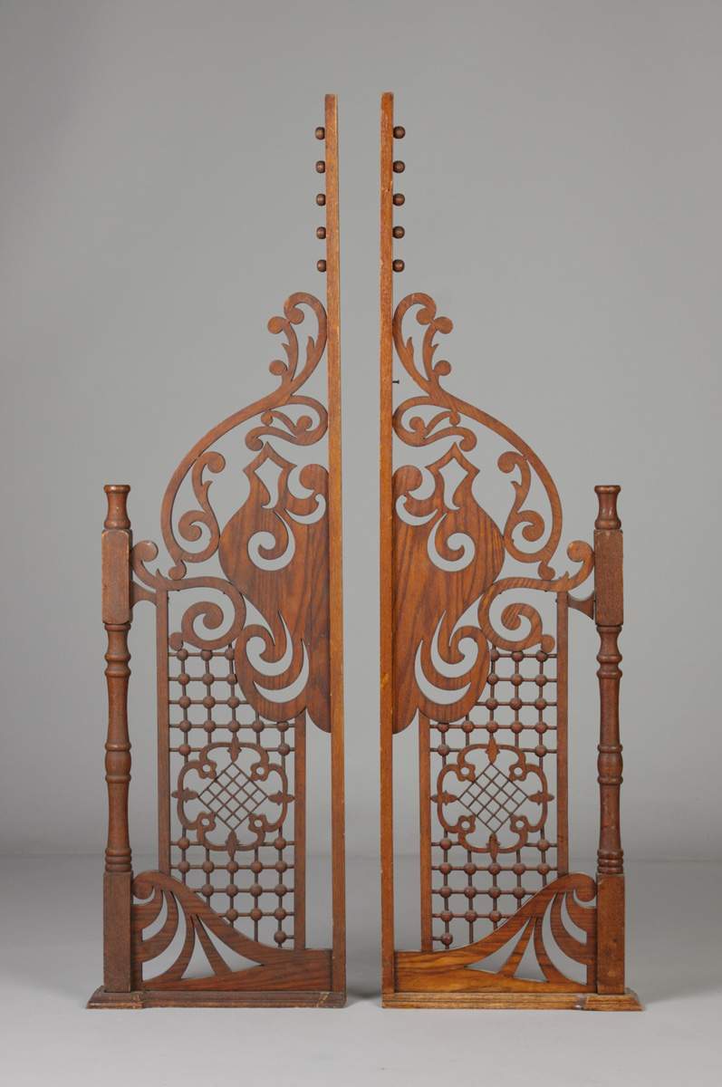 3 Pieces Victorian Oak Fretwork | Cottone Auctions