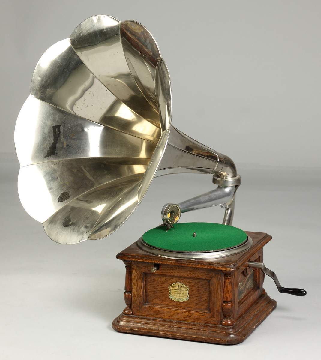 Columbia Graphophone Type 'BI' | Cottone Auctions