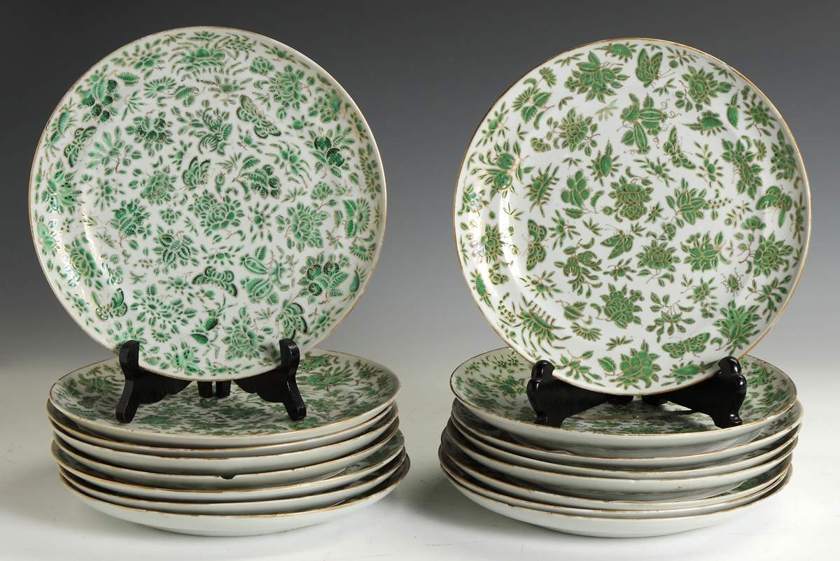 Set of 16 Chinese Export Plates | Cottone Auctions