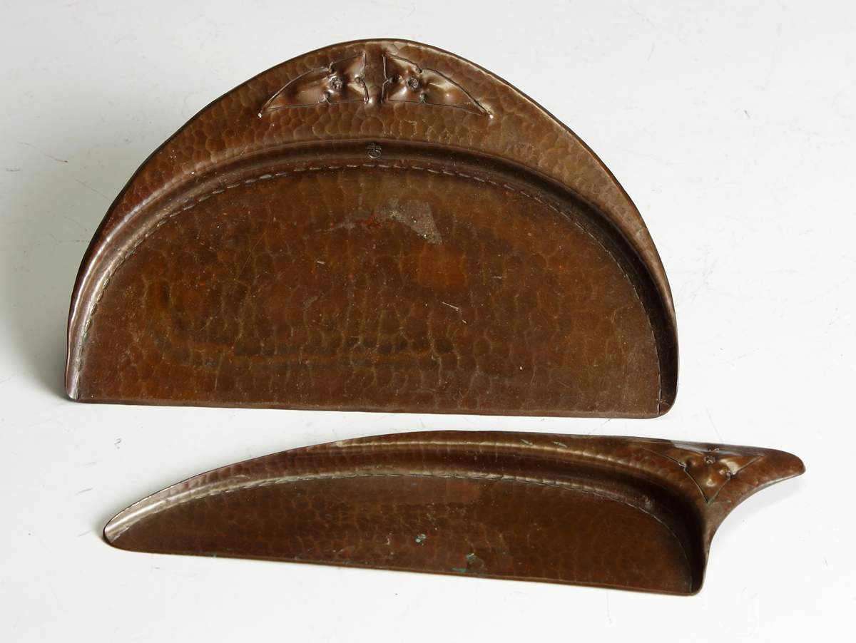 Roycroft Hand Hammered Copper Crumb Set | Cottone Auctions