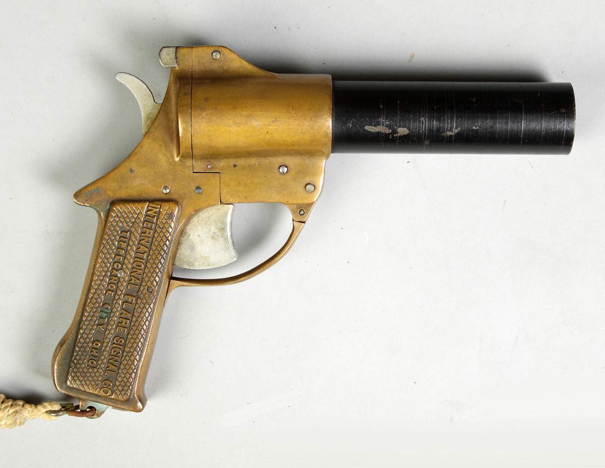 International Flare Signal Co. Brass & Steel Flare Gun | Cottone Auctions