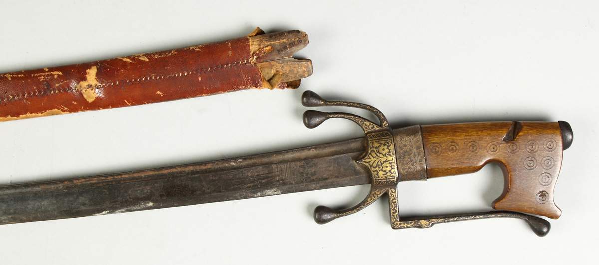 Middle Eastern Sword | Cottone Auctions
