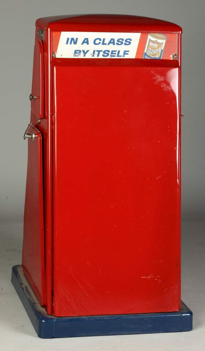 Seloil Oil Display Service Cabinet | Cottone Auctions