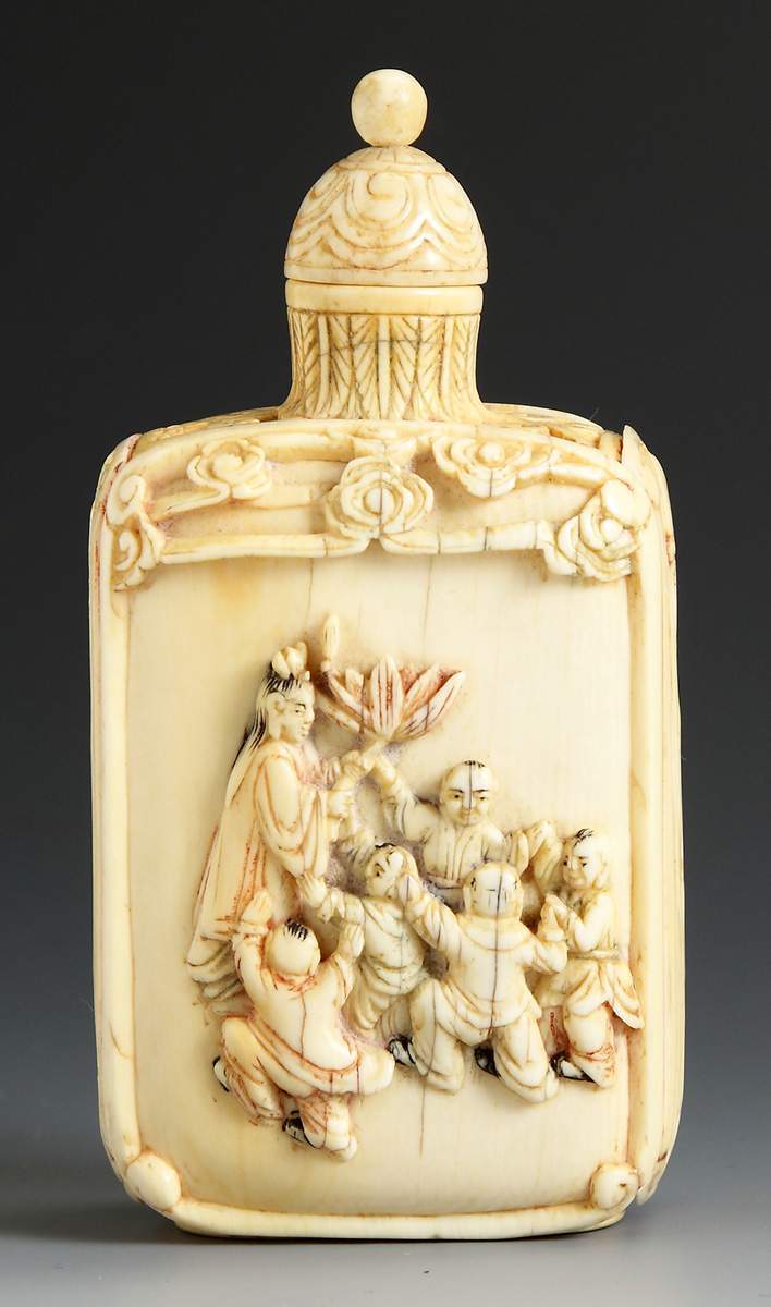 Carved Ivory Snuff Bottle | Cottone Auctions