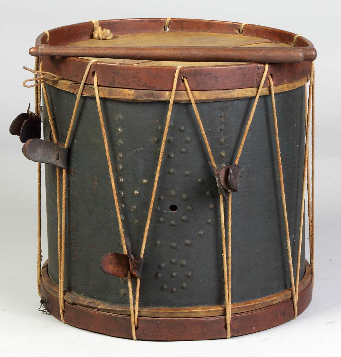 Early Military War Drum | Cottone Auctions